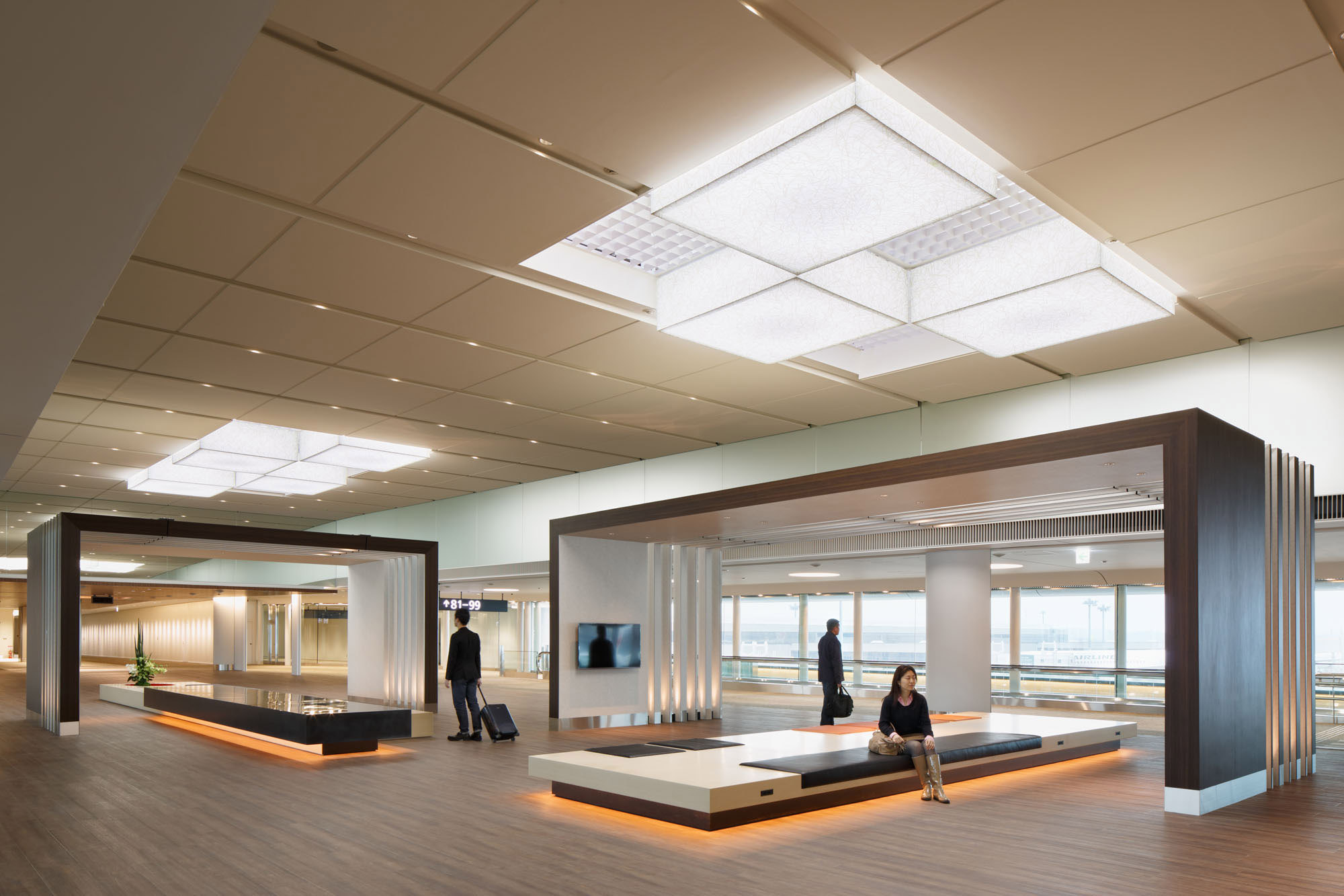 CONNECTING CORRIDOR BETWEEN MAIN & SATELLITE BUILDINGS OF TERMINAL 2 IN ...