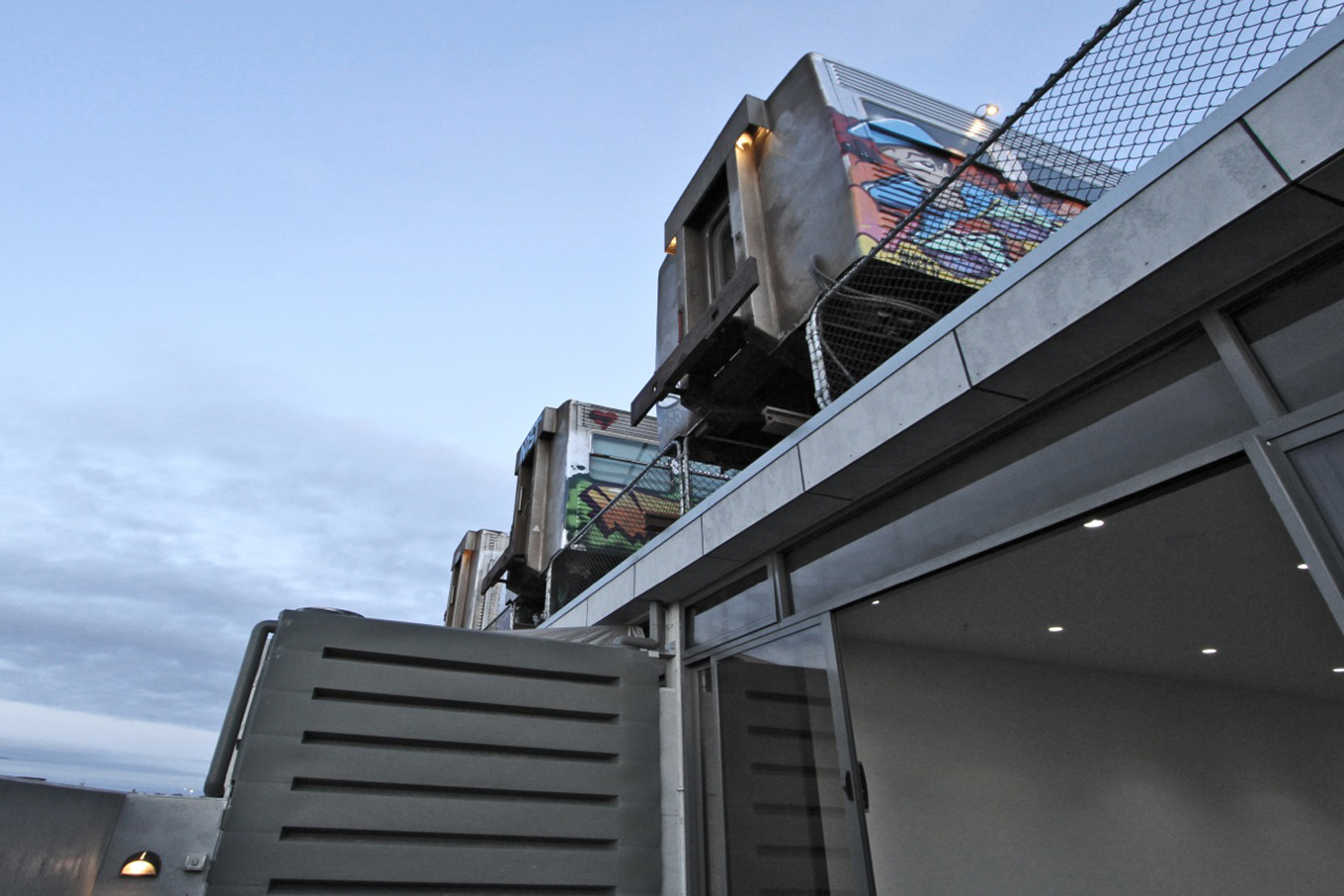 The End To End Building by ITN Architects - Architizer