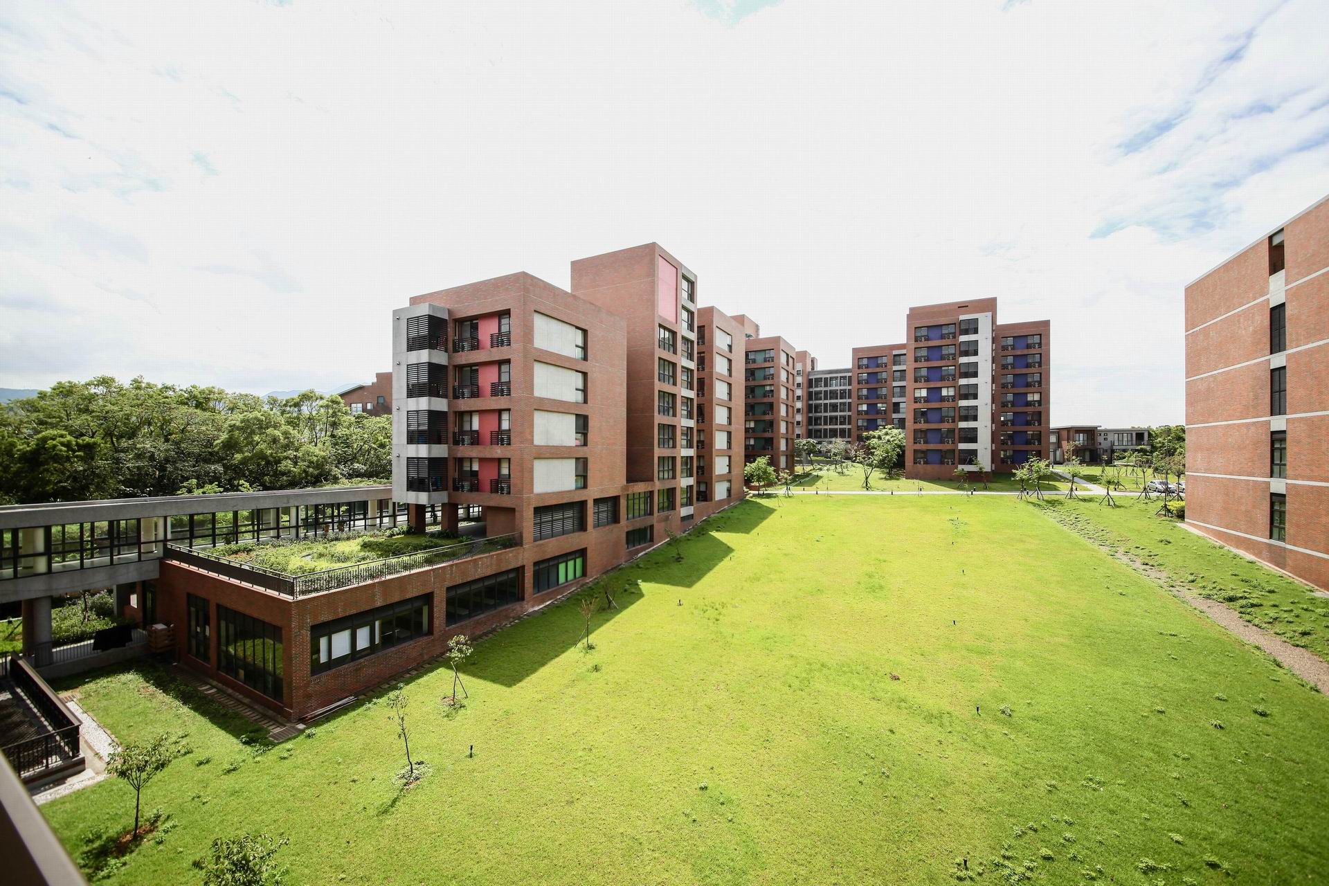 Phase II Building Complex, Mackay Medical College by JJP Architects and ...