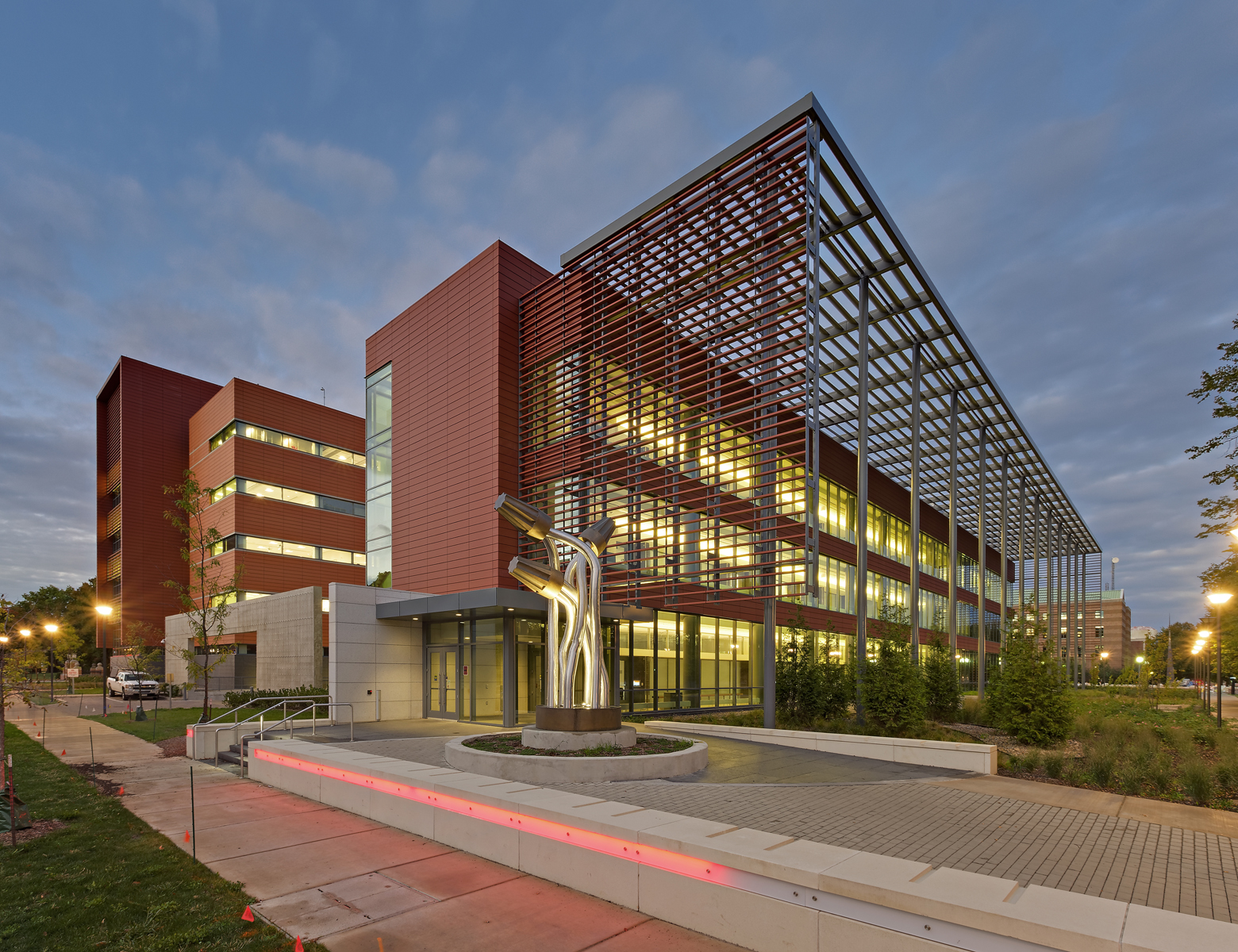 Electrical and Computer Engineering Building, University of Illinois at ...