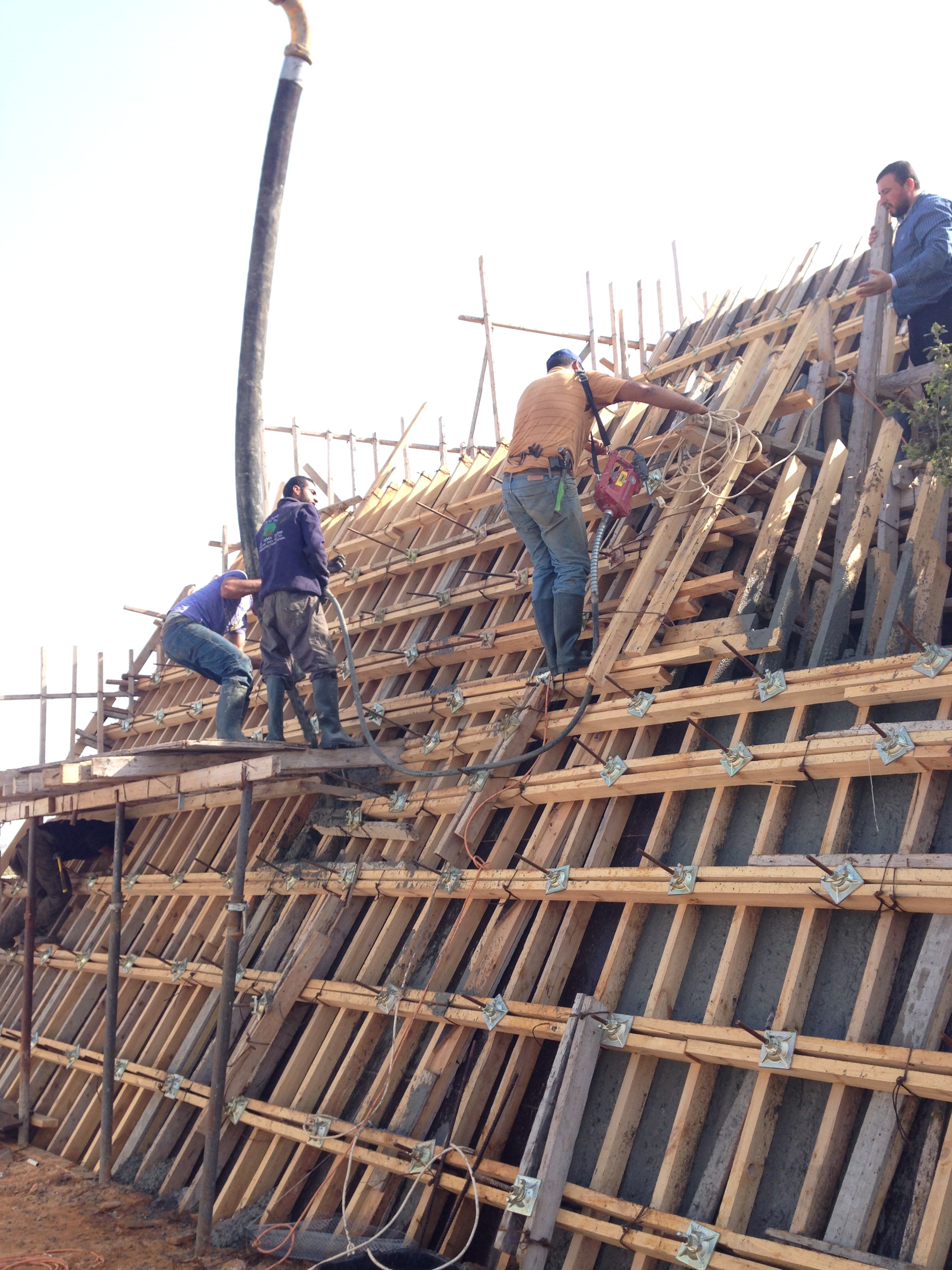 open-sided shelter by Studio for architecture & Design Ron Shenkin ...