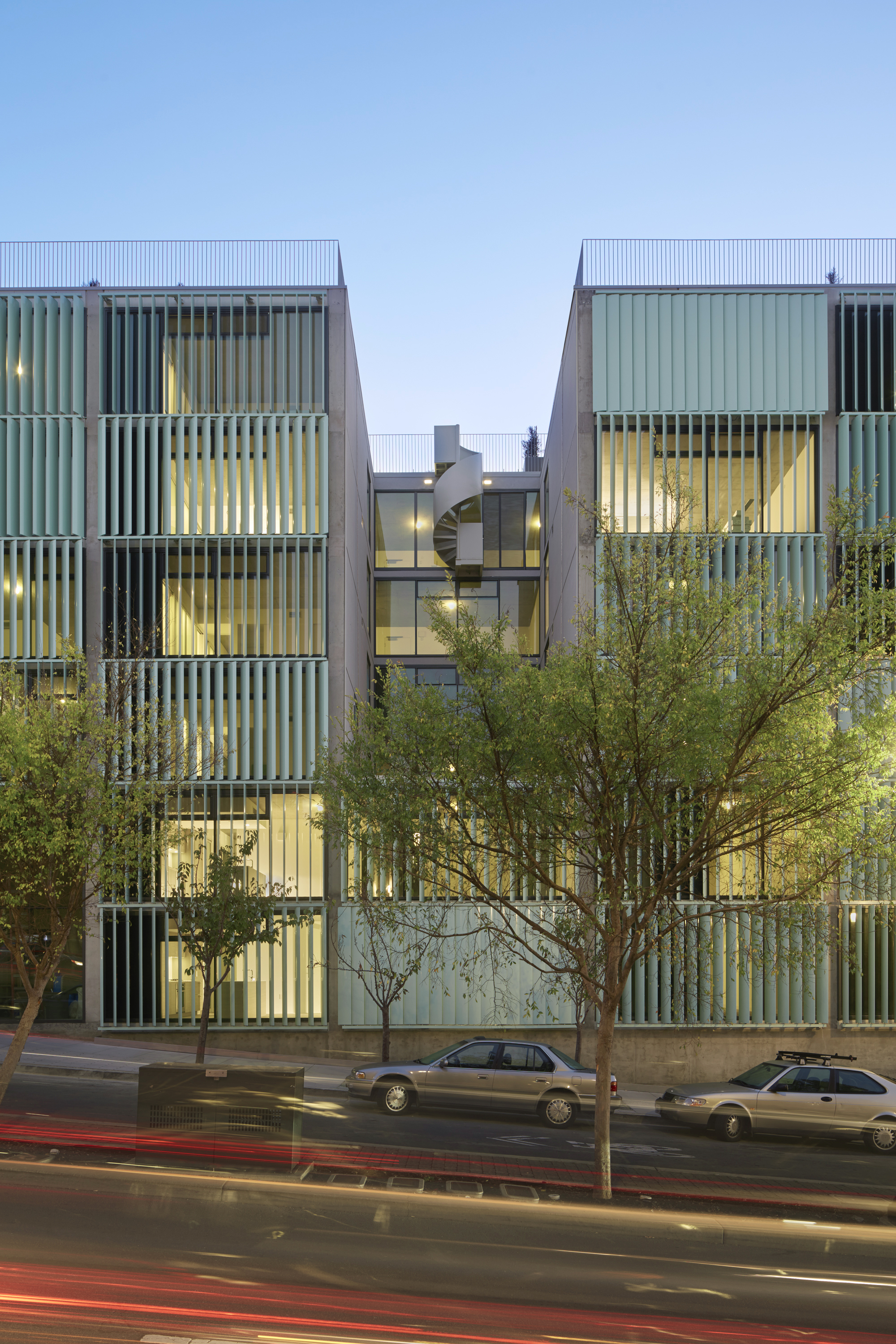 8 Octavia by Stanley Saitowitz / Natoma Architects - Architizer