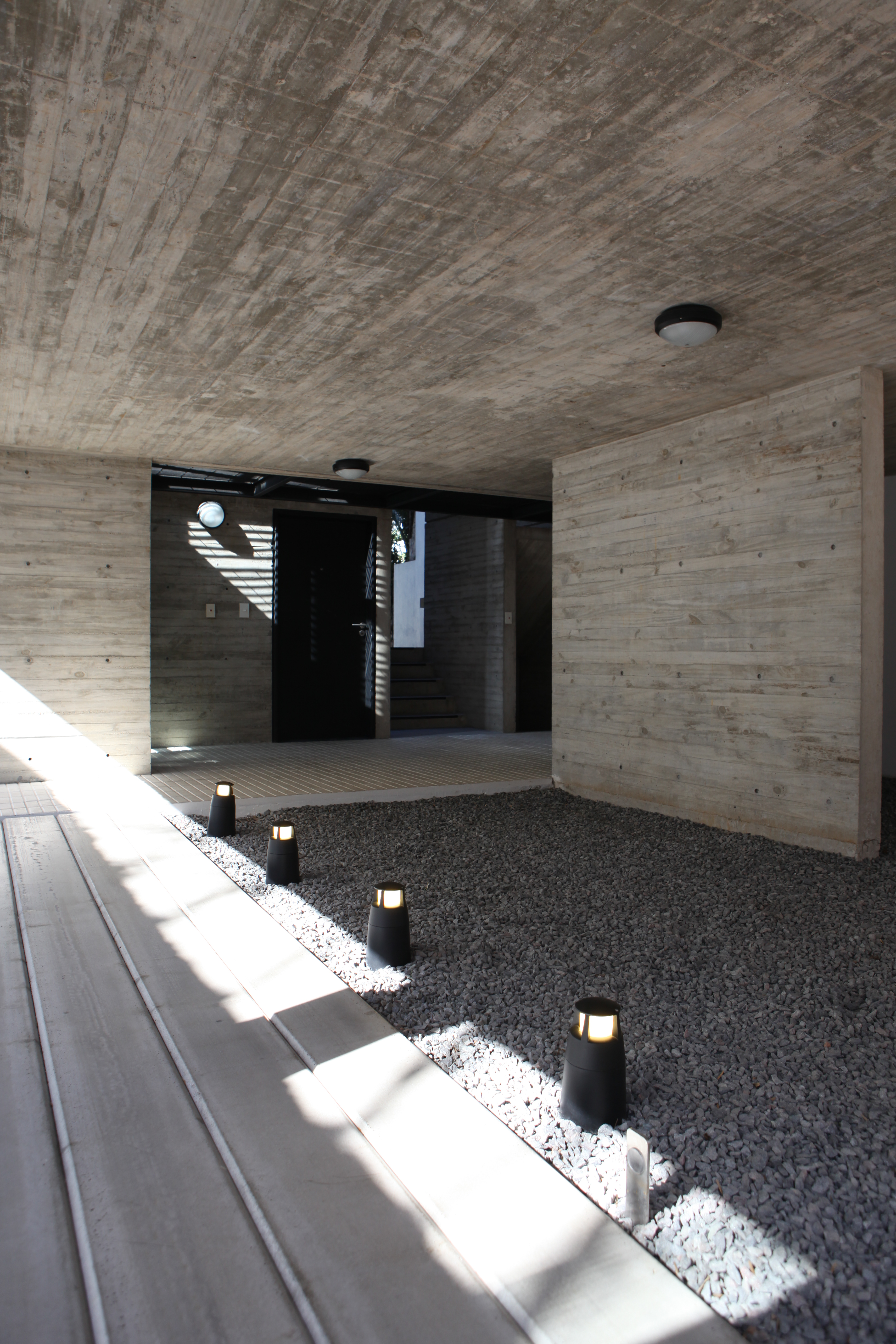 CS Building by R2b1 - Silvana Parentella / Joaquín Sánchez Gómez ...