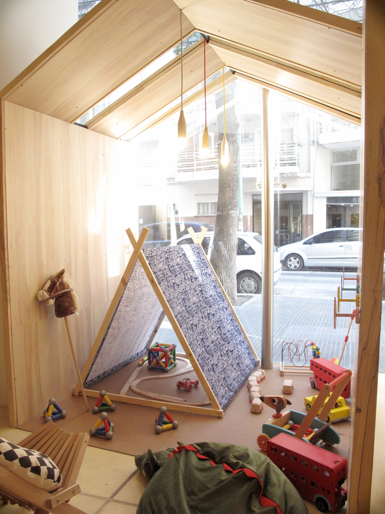 Fiii Fun House by Iris Cantante - Architizer