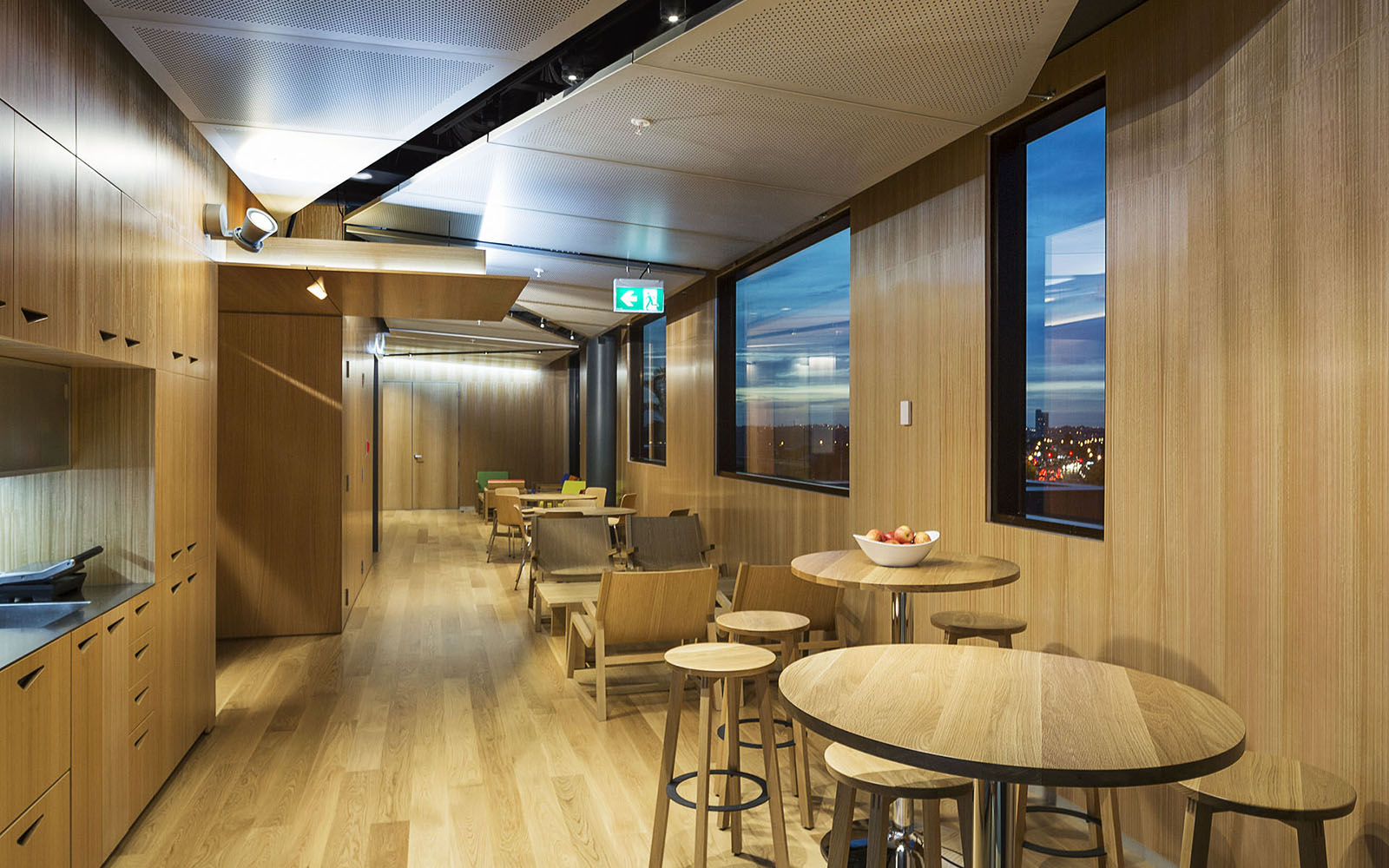 Sandfield Office by Archimedia - Architizer