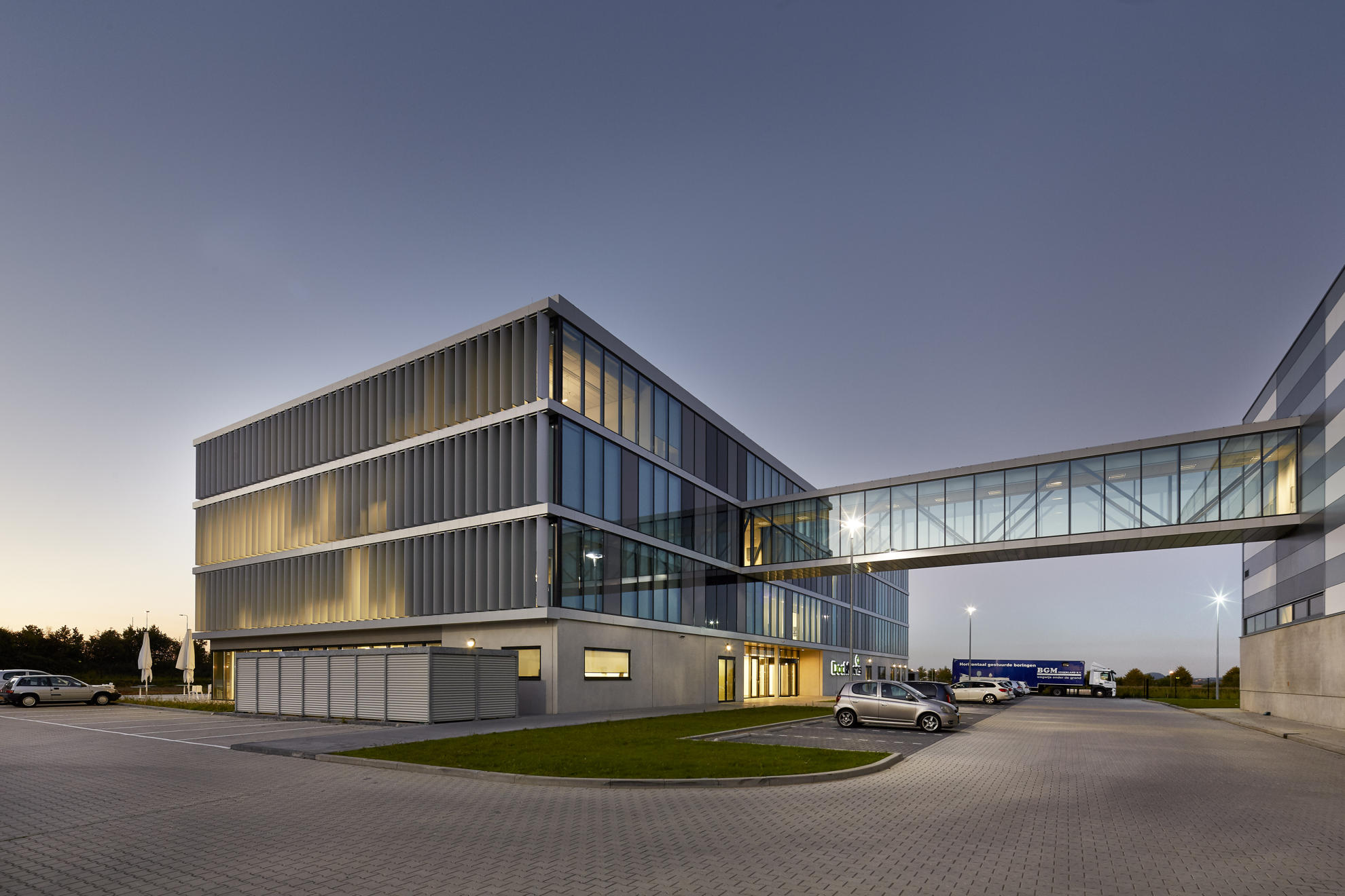 Headquaters DocMorris by TBI Architecture & Engineering - Architizer