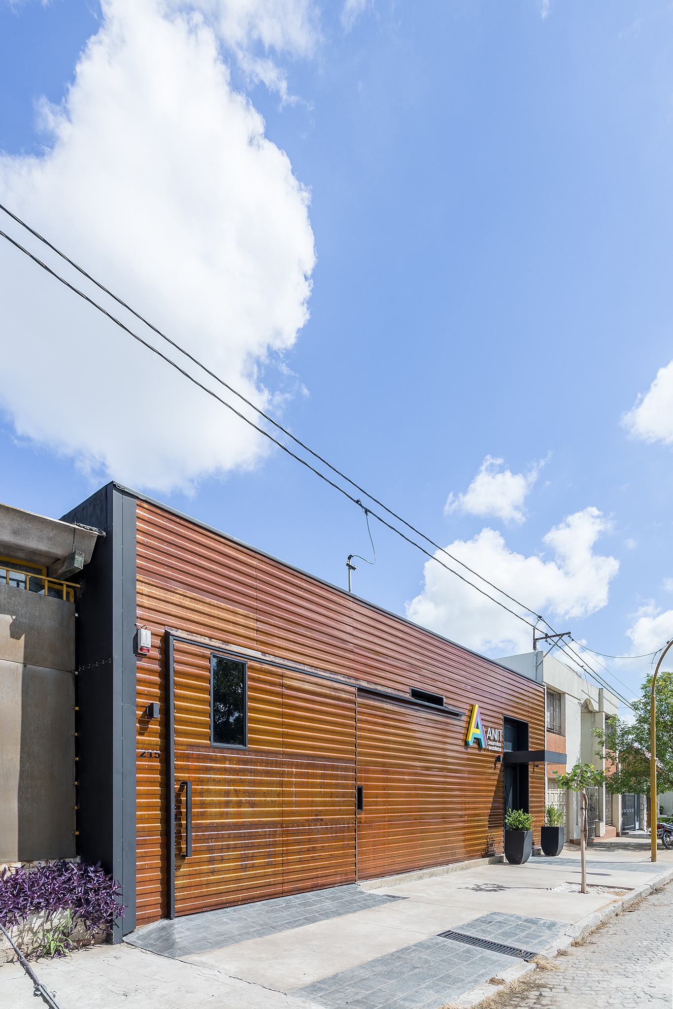 ANIT Corporate Headquarters by Ramiro Sosa - Fotografía de Arquitectura ...