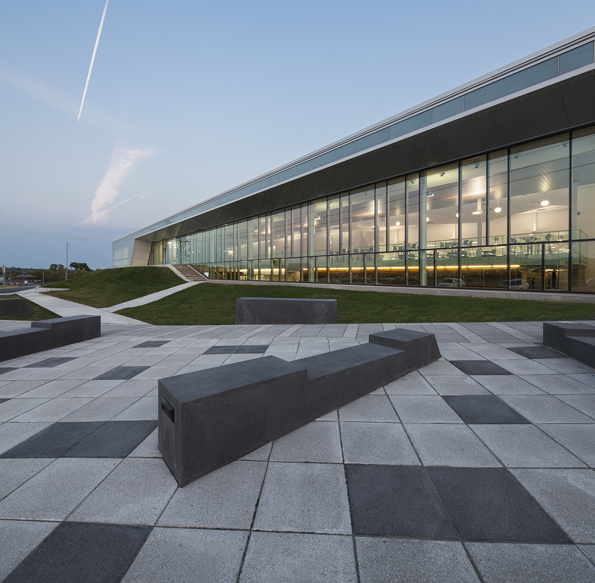 Centre sportif Marc-Simoneau phase 1 | Arena by CCM2 architectes ...