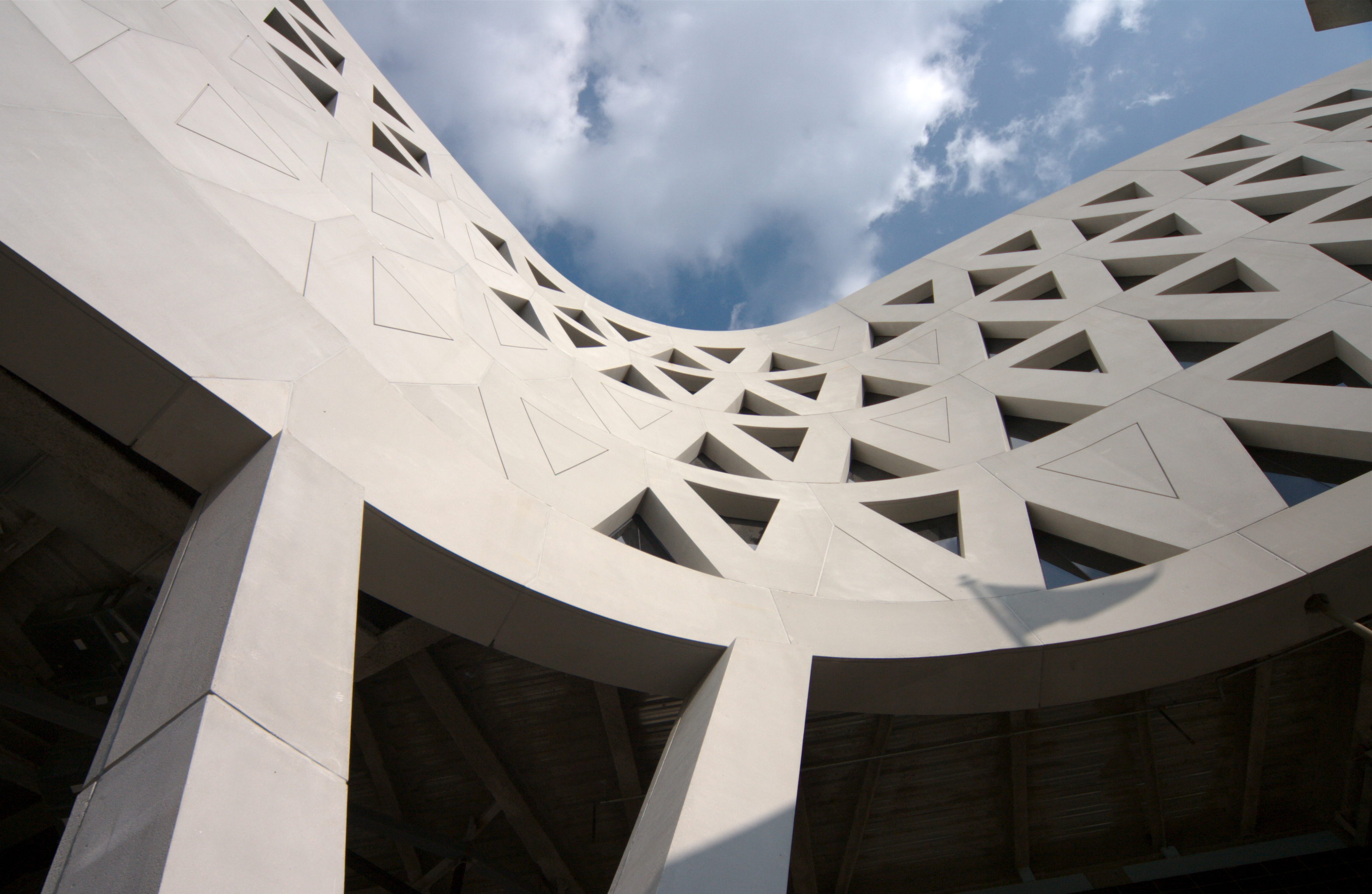 Richard E. Lindner Athletics Center, University of Cincinnati - Architizer