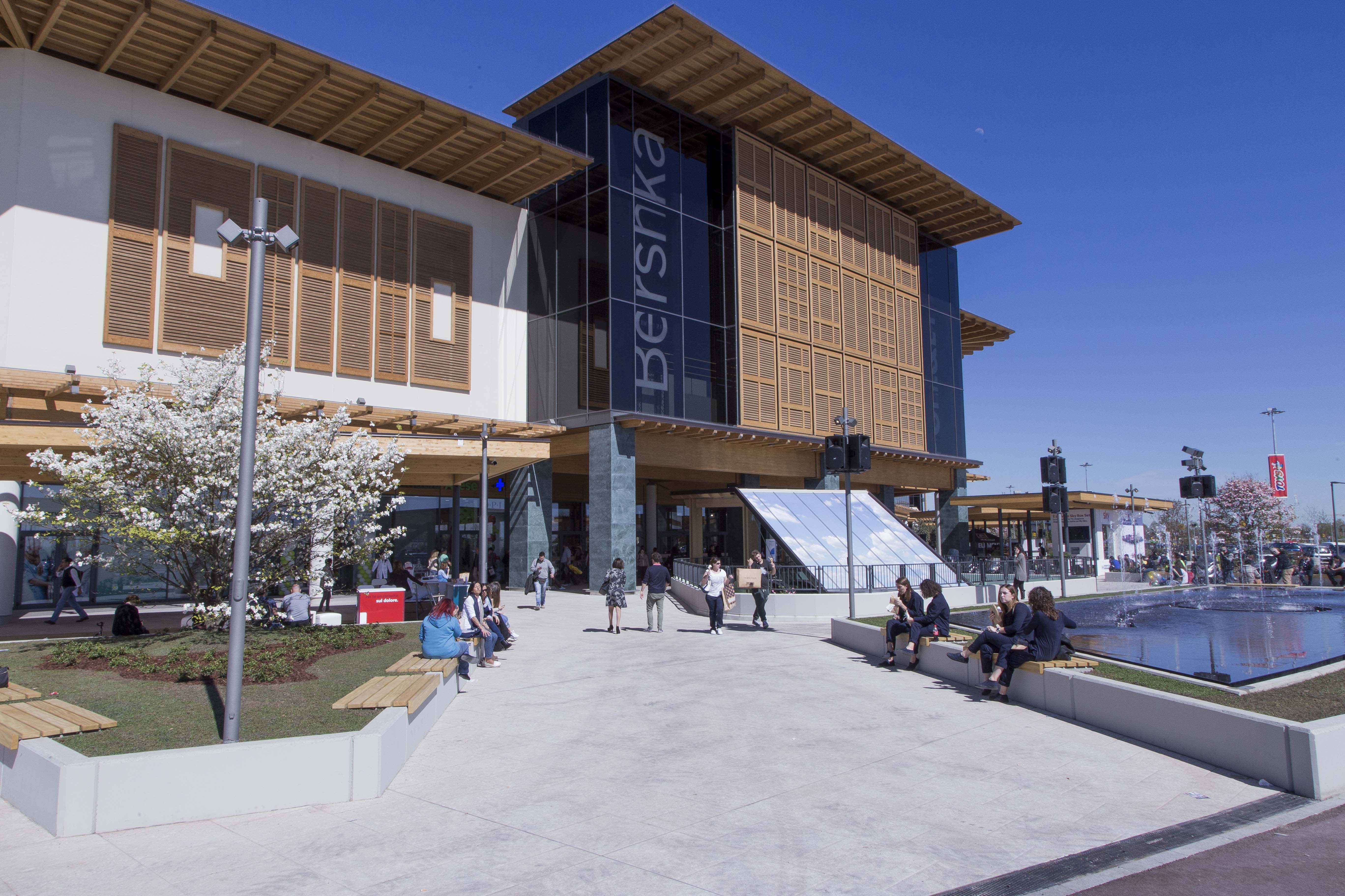 IL CENTRO - Arese Shopping Center by Design International - Architizer