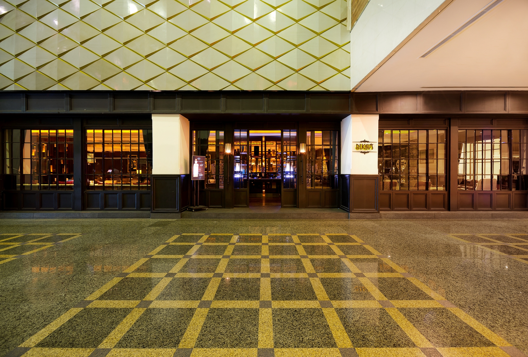 Bugsy's Whisky Bar by Chrystalline Artchitect - Architizer