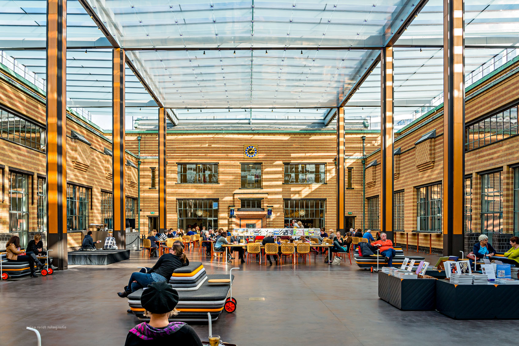 Municipal Museum The Hague - Haags Gemeentemuseum by Braaksma & Roos ...