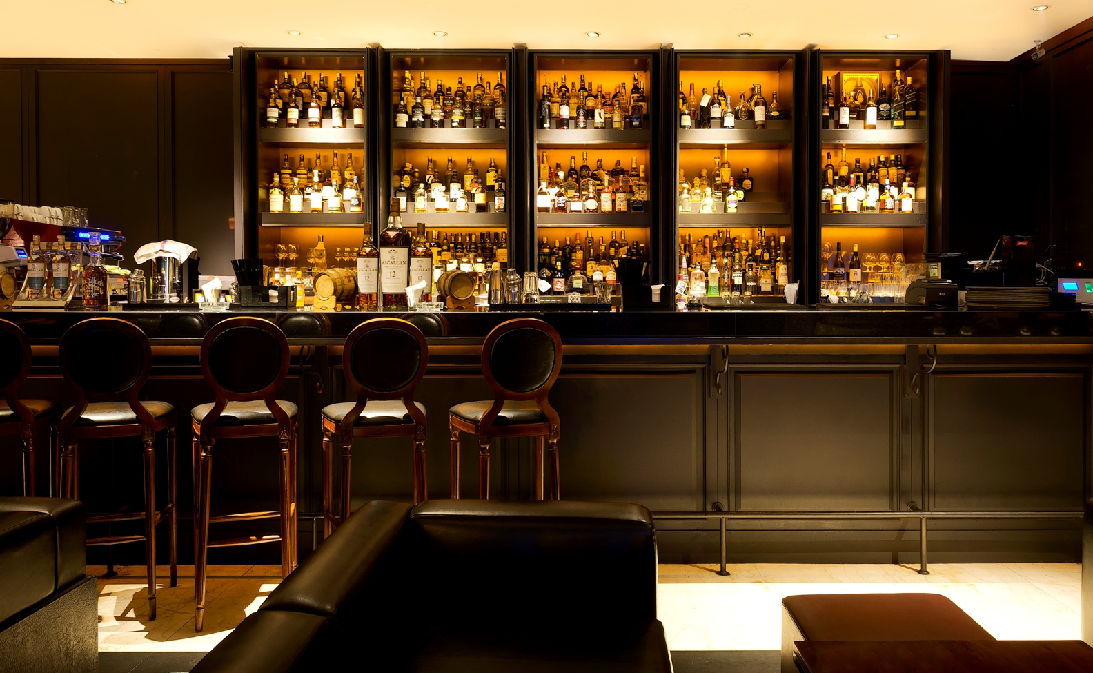 Bugsy's Whisky Bar by Chrystalline Artchitect - Architizer