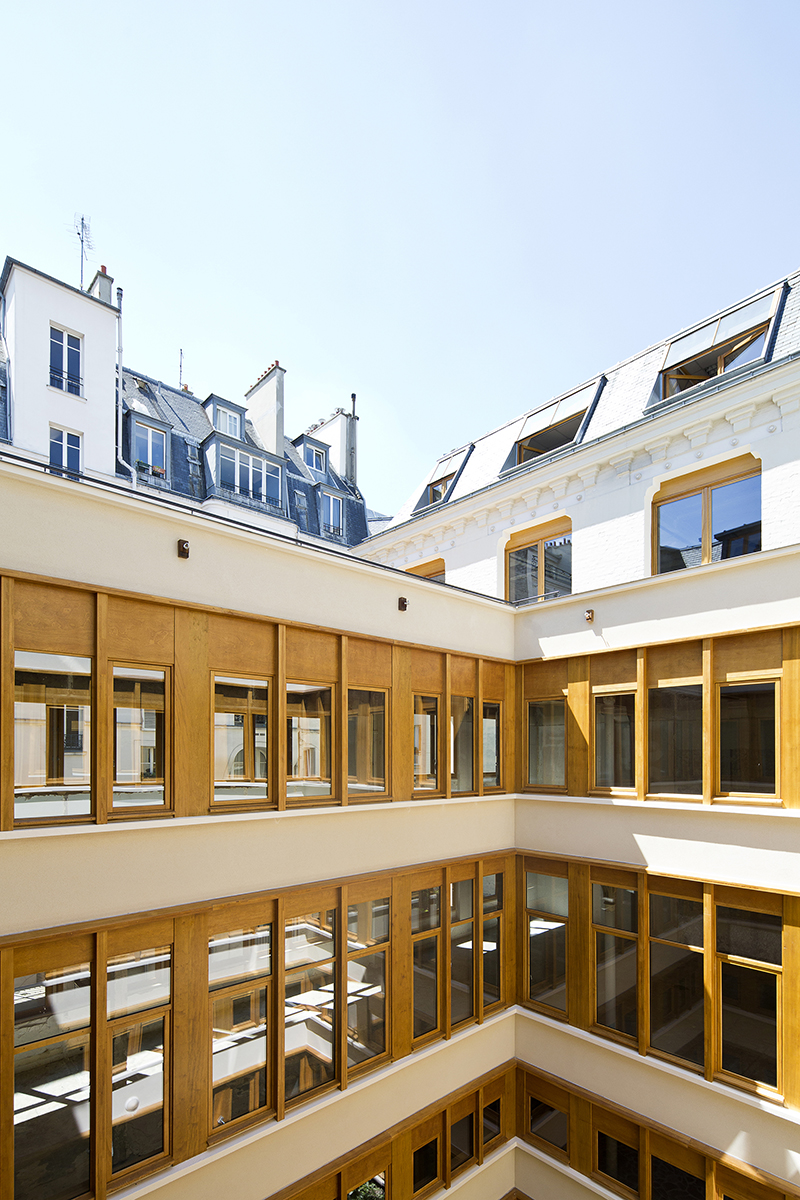 Restructuration of an office building in Paris by Parc architectes ...
