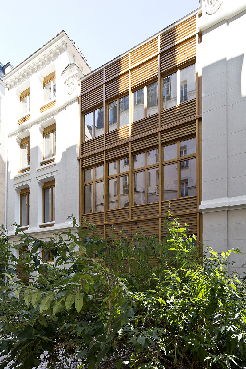 Restructuration of an office building in Paris by Parc architectes ...