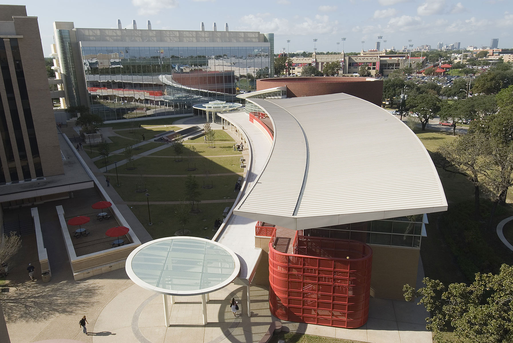 University of Houston Science, Engineering, and Classroom Building by ...