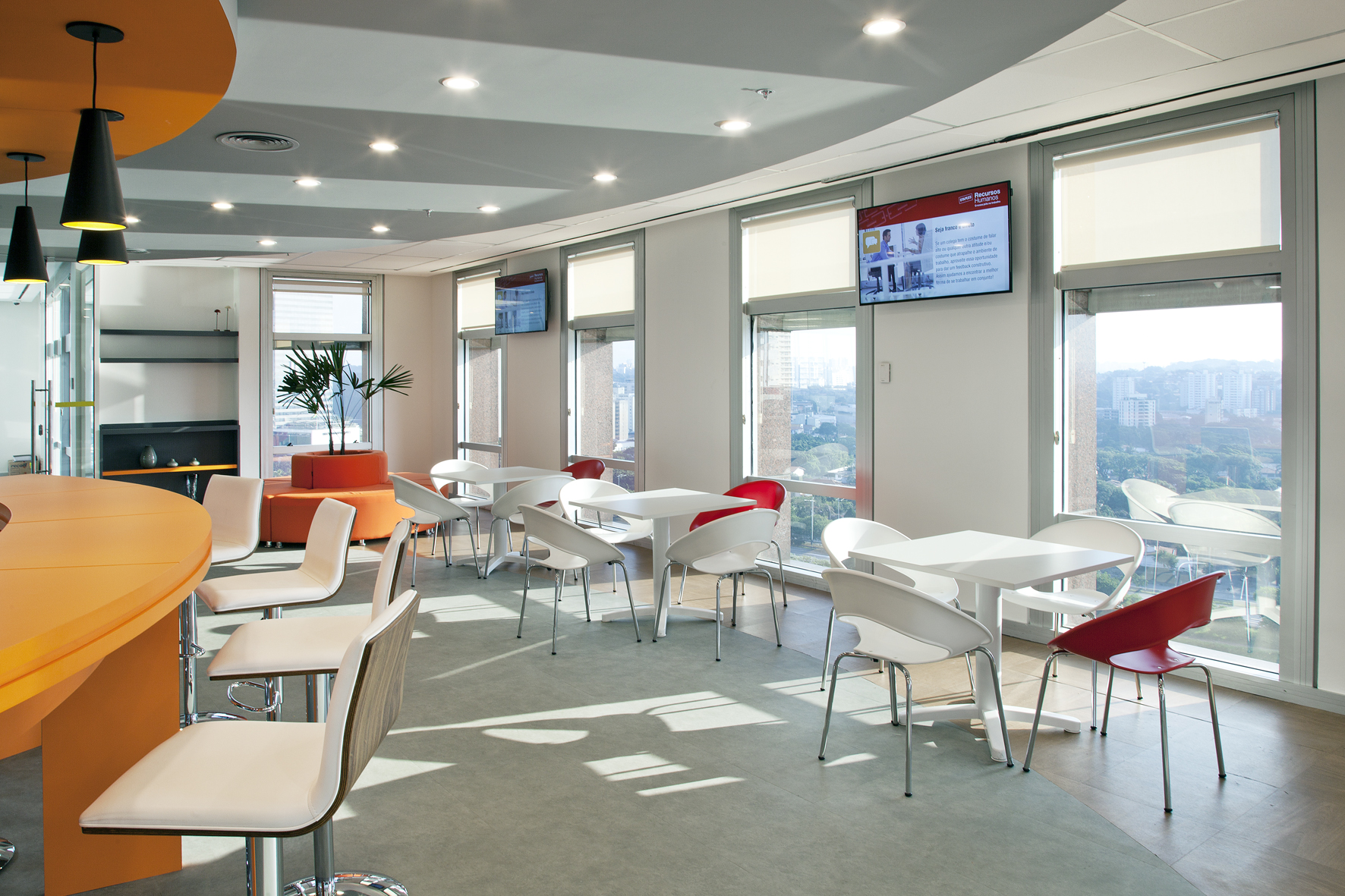 Staples headquarters São Paulo by Segal Architecture - Architizer