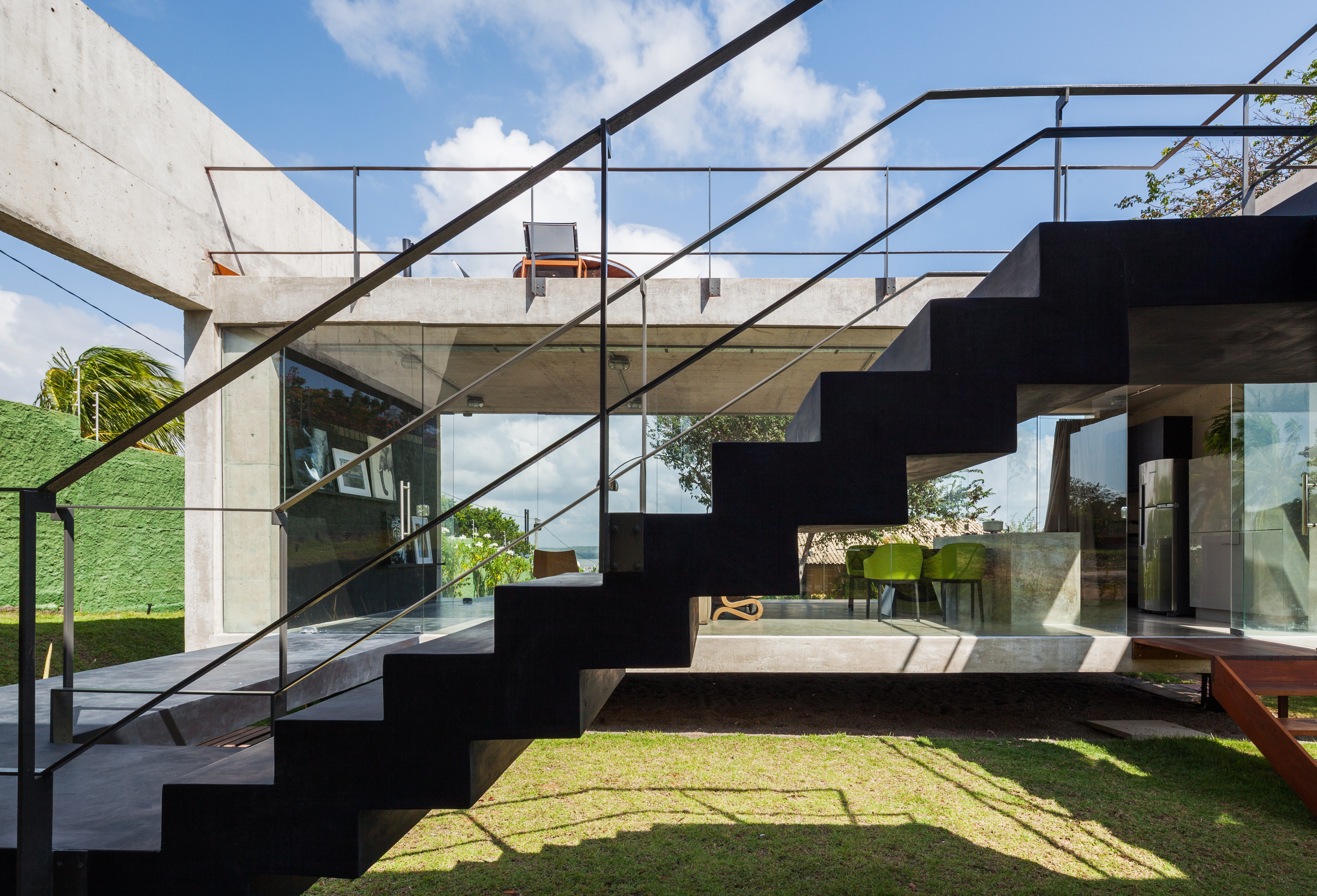 Two Beams House by Escritório Yuri Vital - Architizer