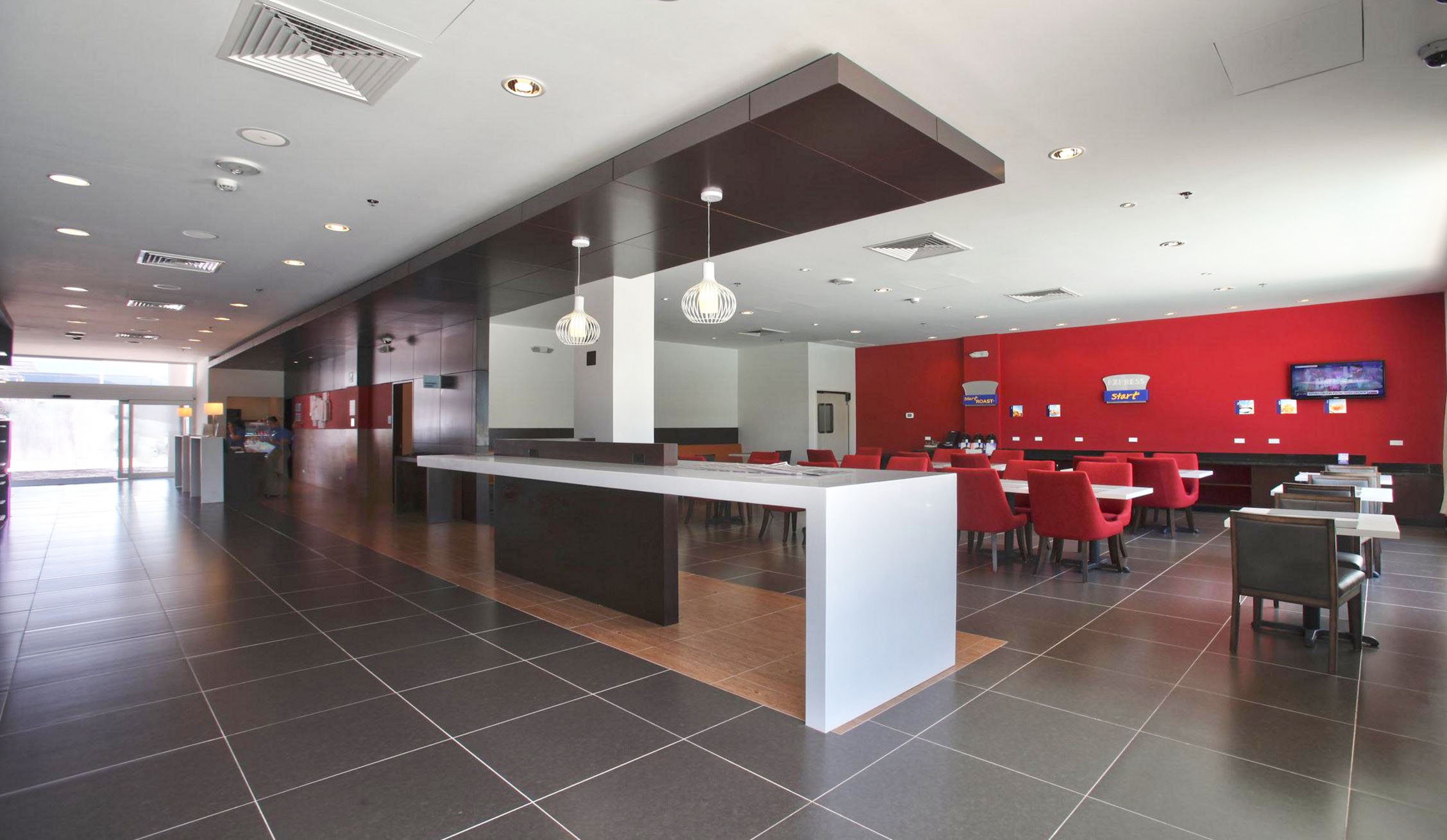 Holiday Inn Express by Regional - Architizer
