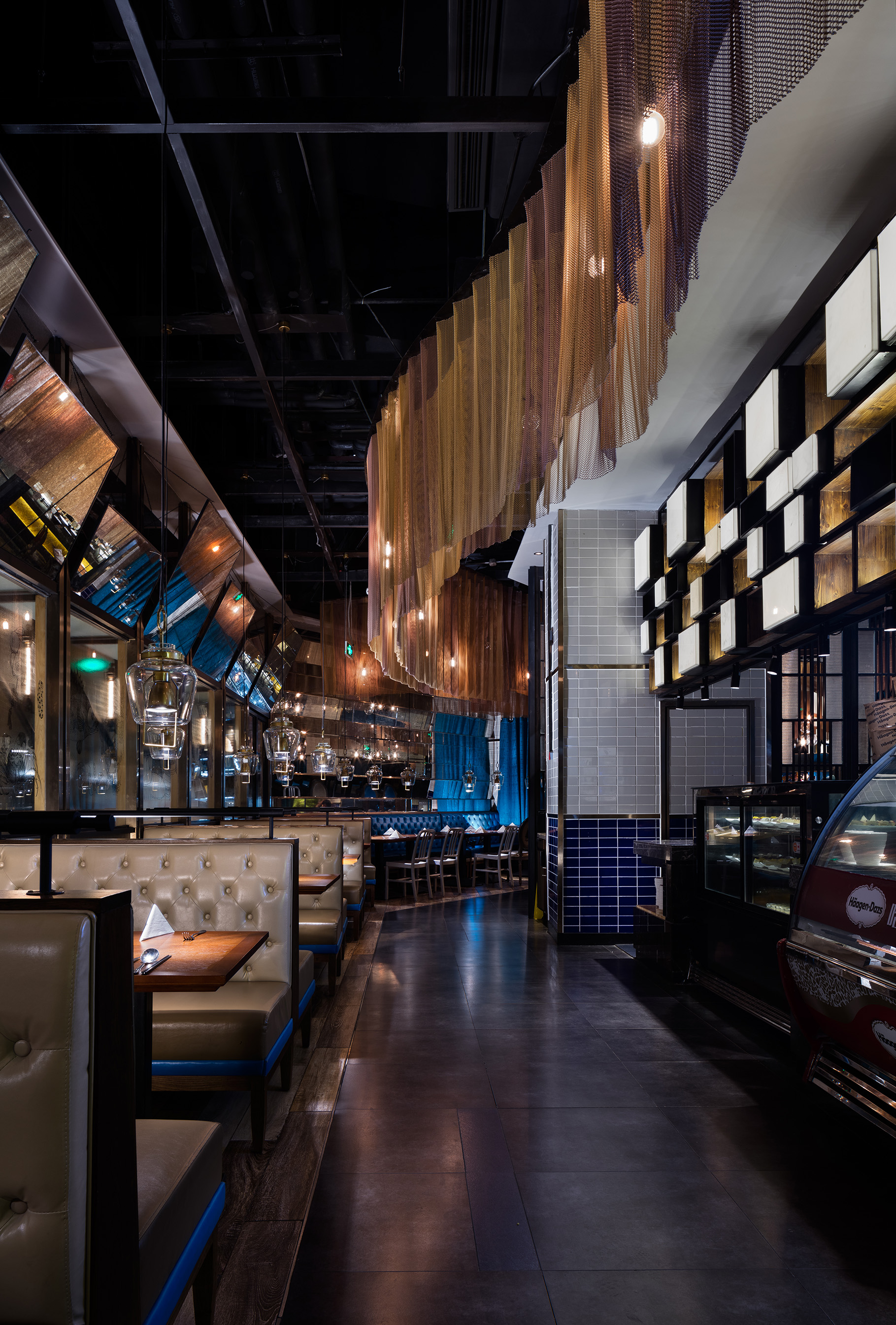 Toronto Seafood Cafeteria by S5 Design Co., Ltd - Architizer
