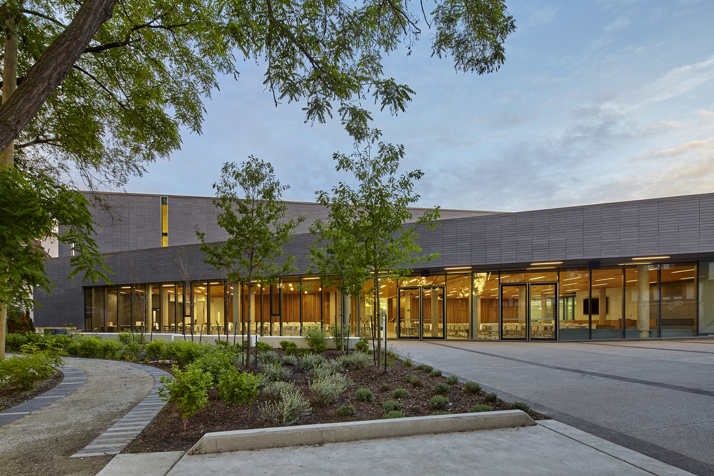 Branksome Hall Athletics & Wellness Centre by MJMA Architecture ...