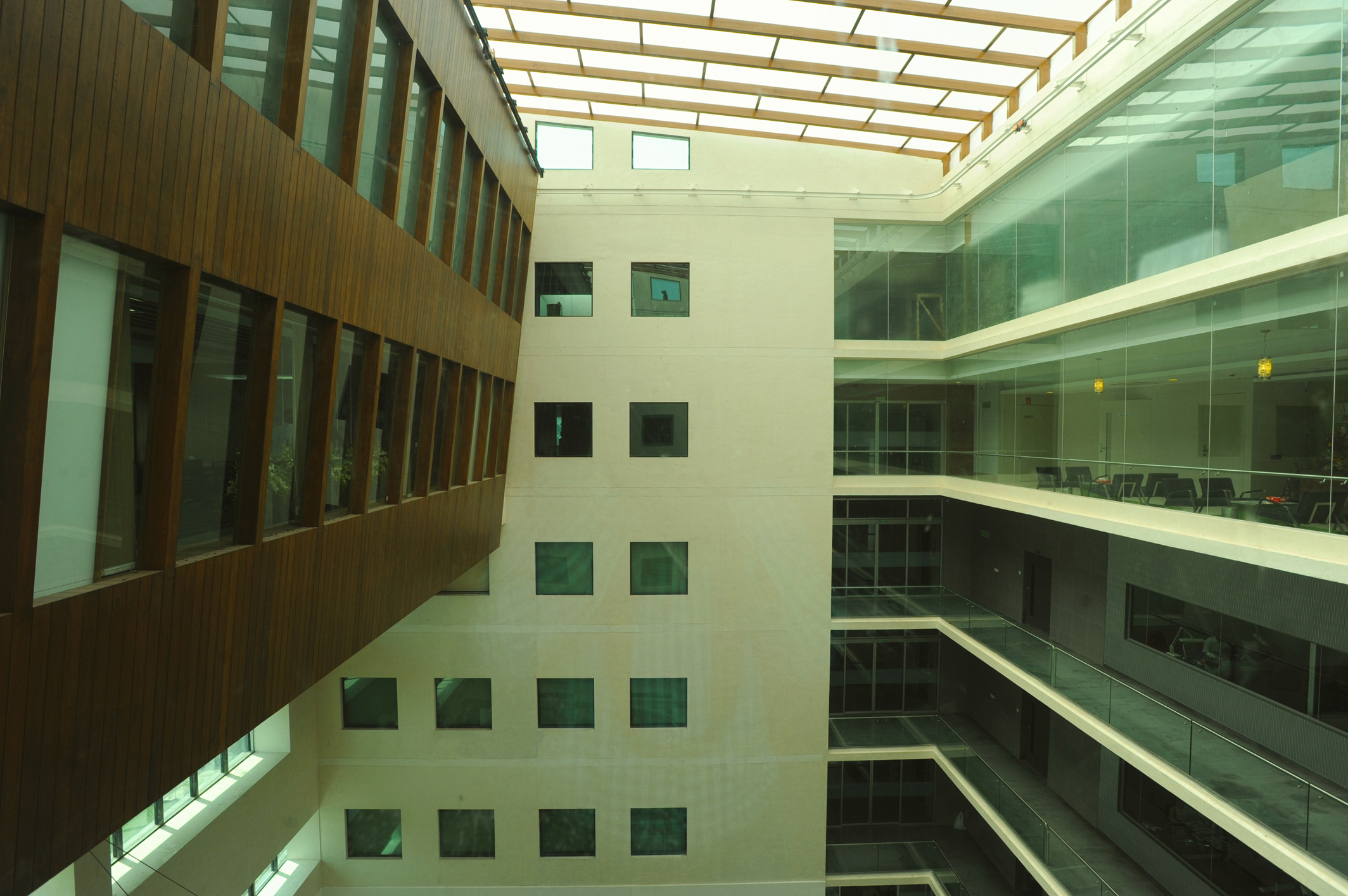Idea 1606967: SRK Diamond Factory by ESSTEAM in Surat, India - Architizer