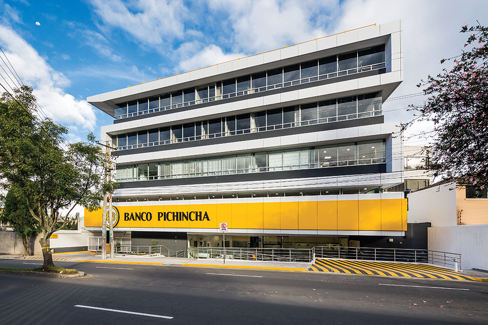 Banco Pichincha and Diners Club Office Headquarters by NAJAS ...