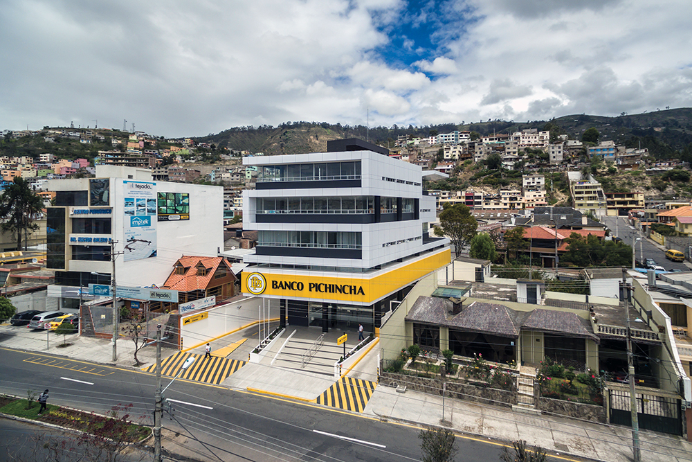 Banco Pichincha and Diners Club Office Headquarters by NAJAS ...