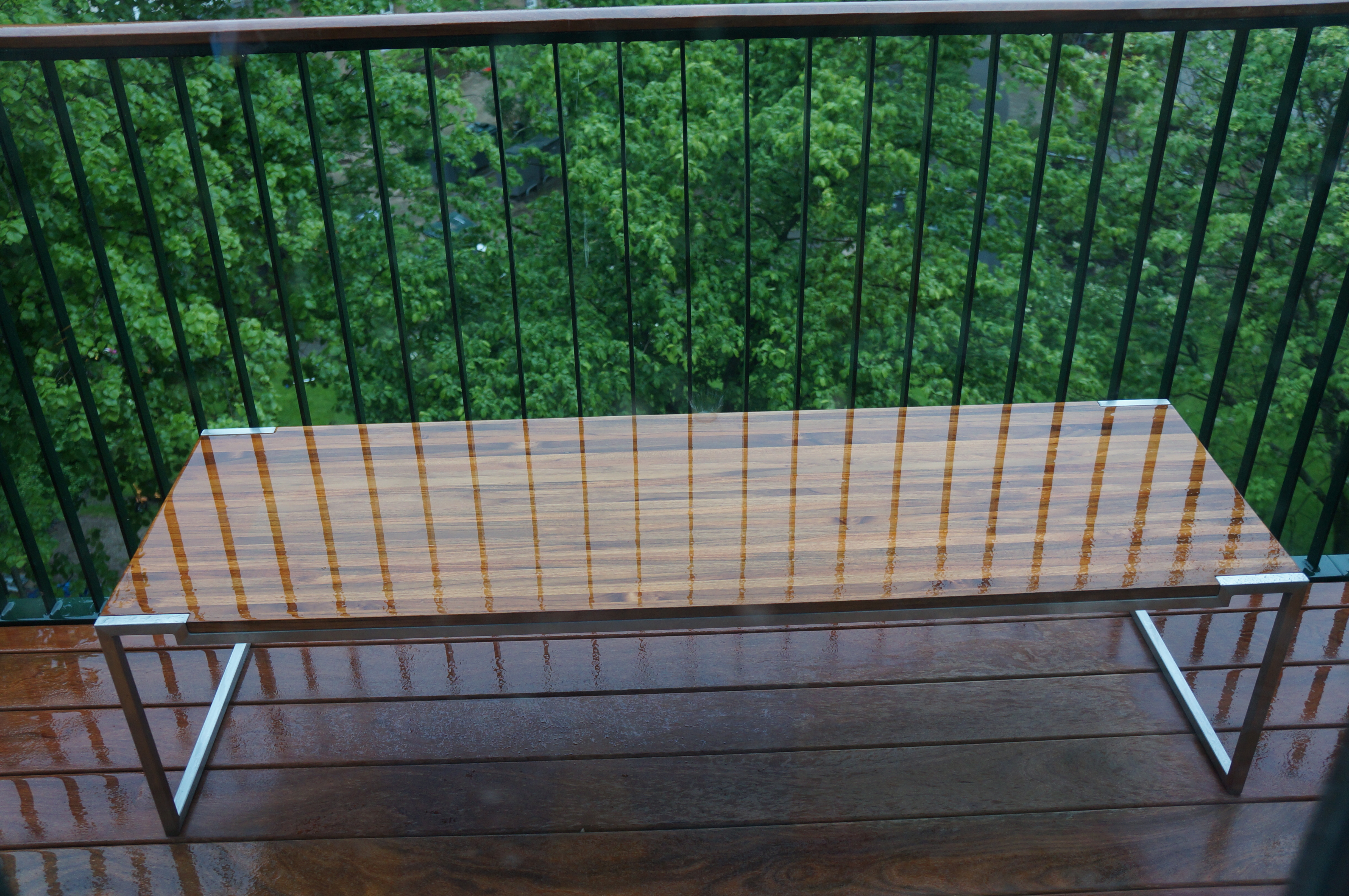 Hover Douglas Gran Bench by Hover Collection - Architizer