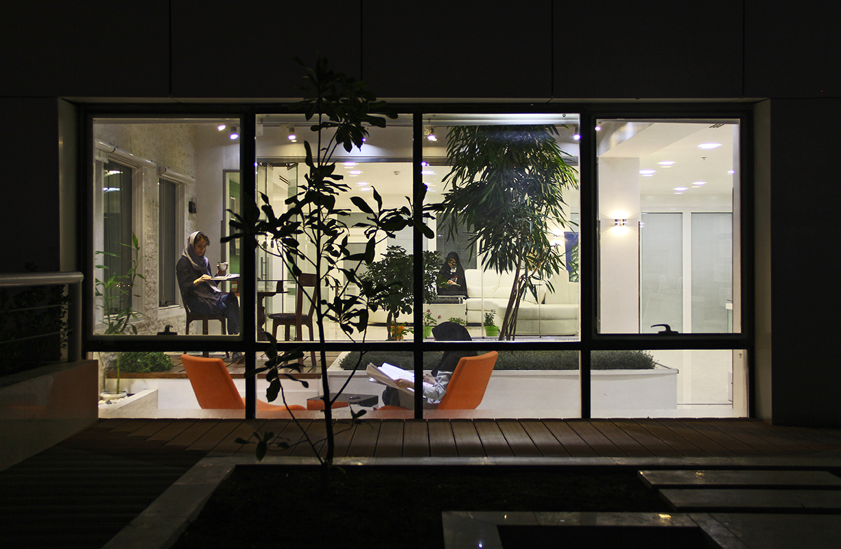 +9 Green Studio by KCW group - Architizer