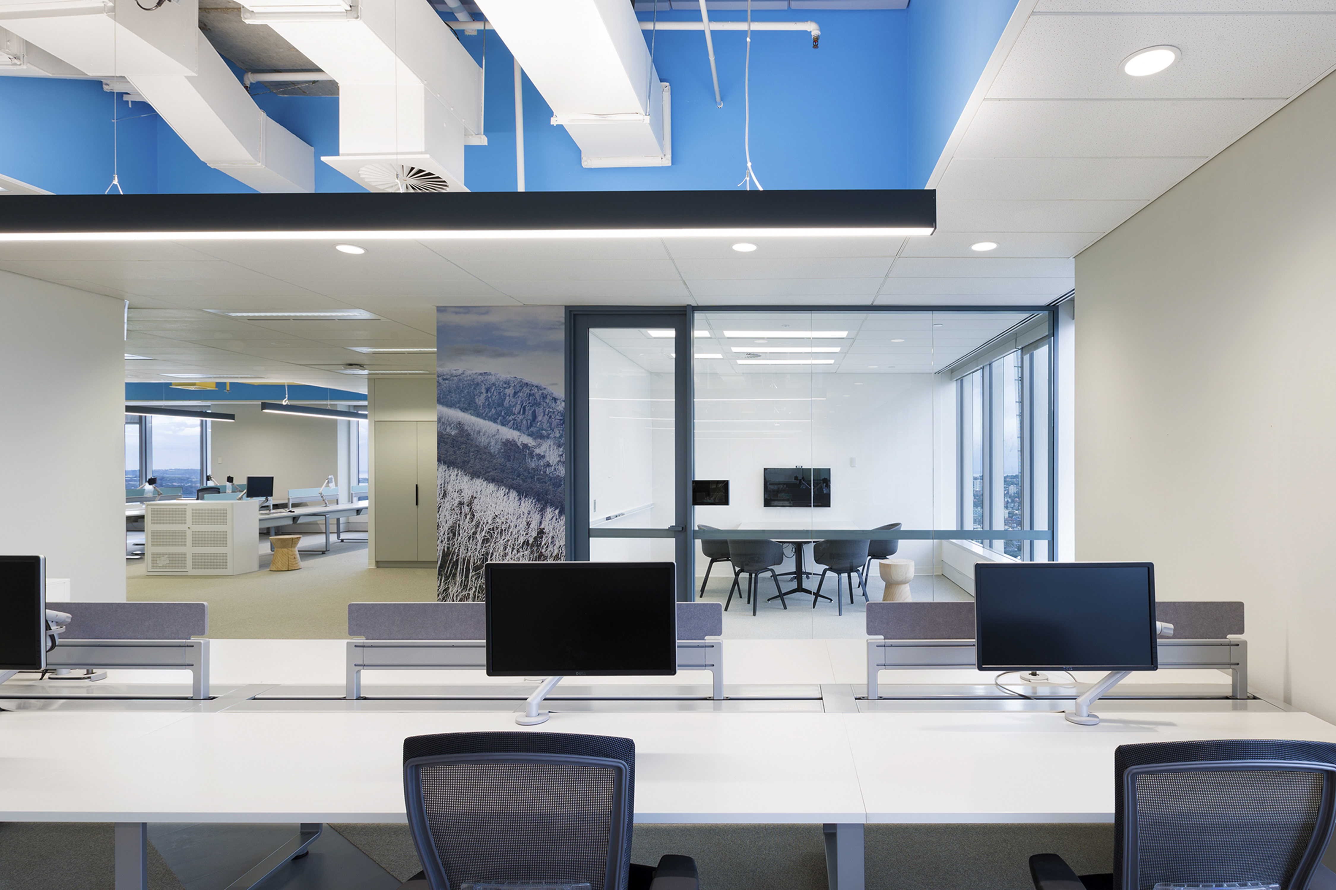 Global Management Consulting Firm by Carr - Architizer