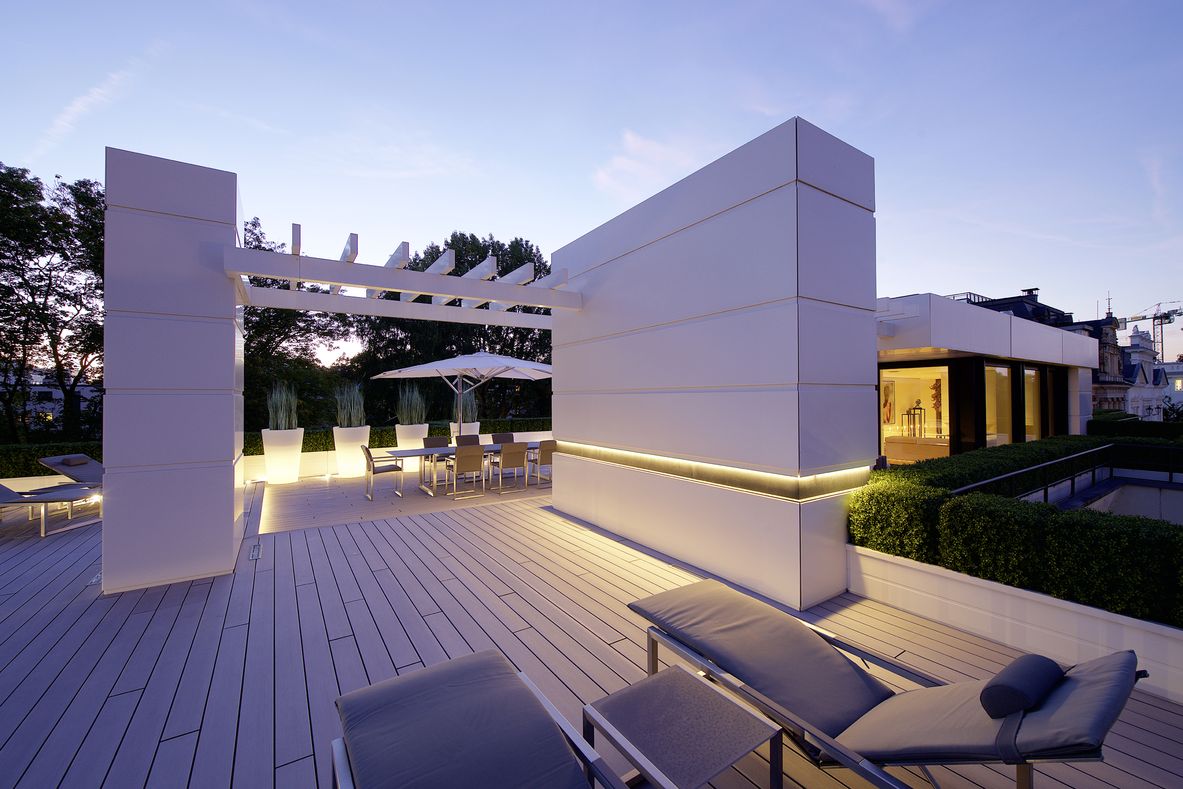 HI-MACS® limitless design possibilities at Retail Design Expo - Architizer