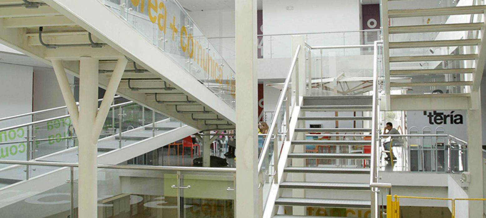 Idea 1644150: Universidad UCAL Local La Molina by Franco Vella Oficina ...