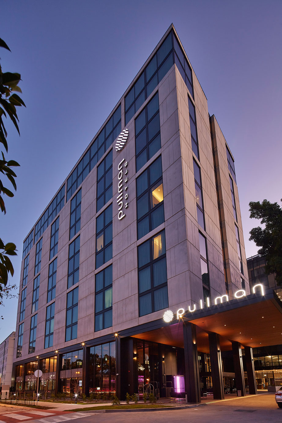 Pullman Sydney Airport by WMK Architecture - Architizer