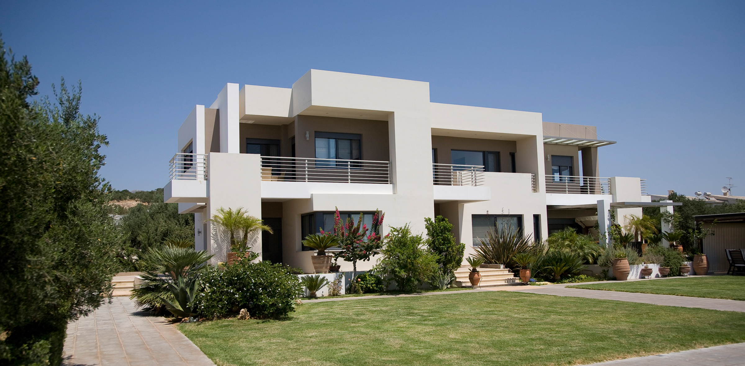M&N Residence Family House In Ierapetra by OFFICETWENTYFIVEARCHITECTS ...