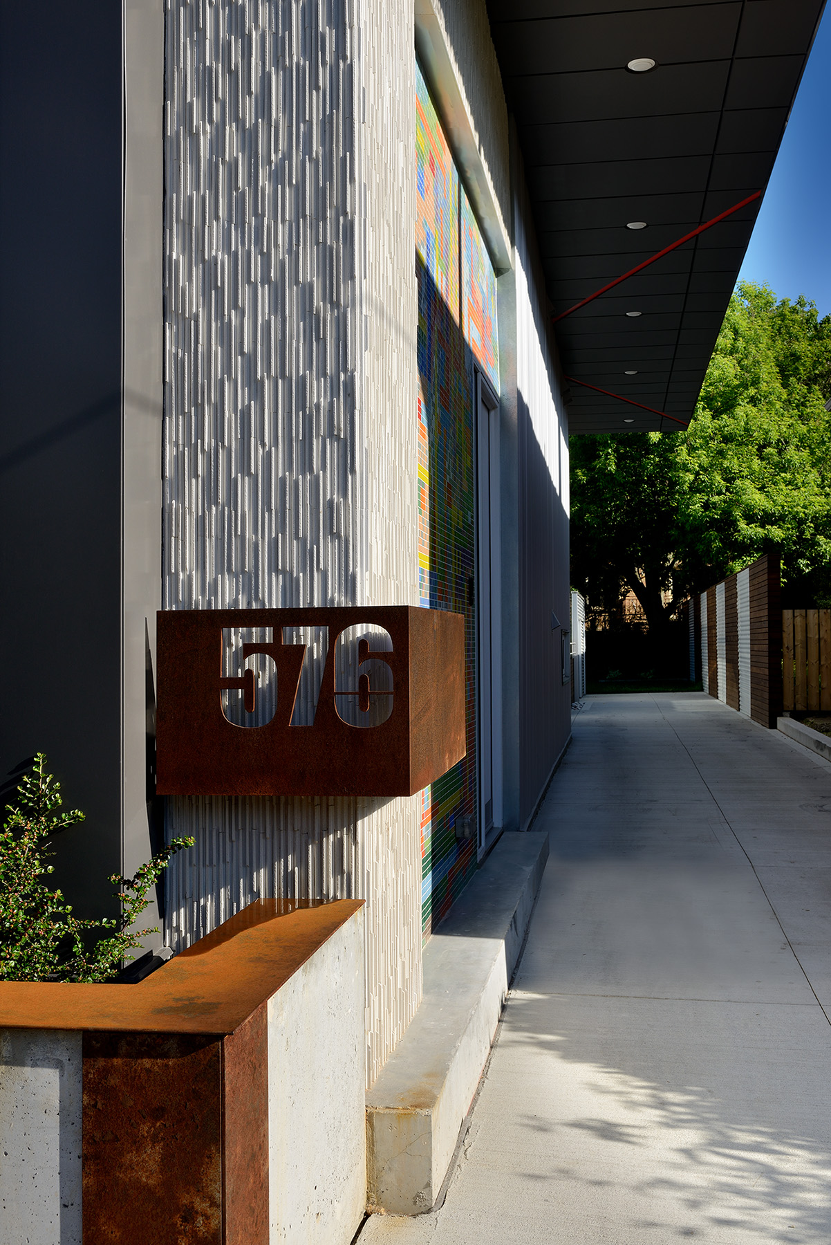 Contemporary Urban Home by Yorkville Design Centre - Architizer