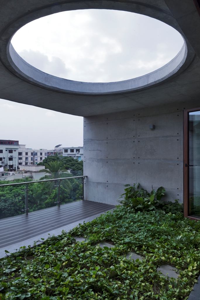 Mamun Residence by SHATOTTO architecture for green living - Architizer