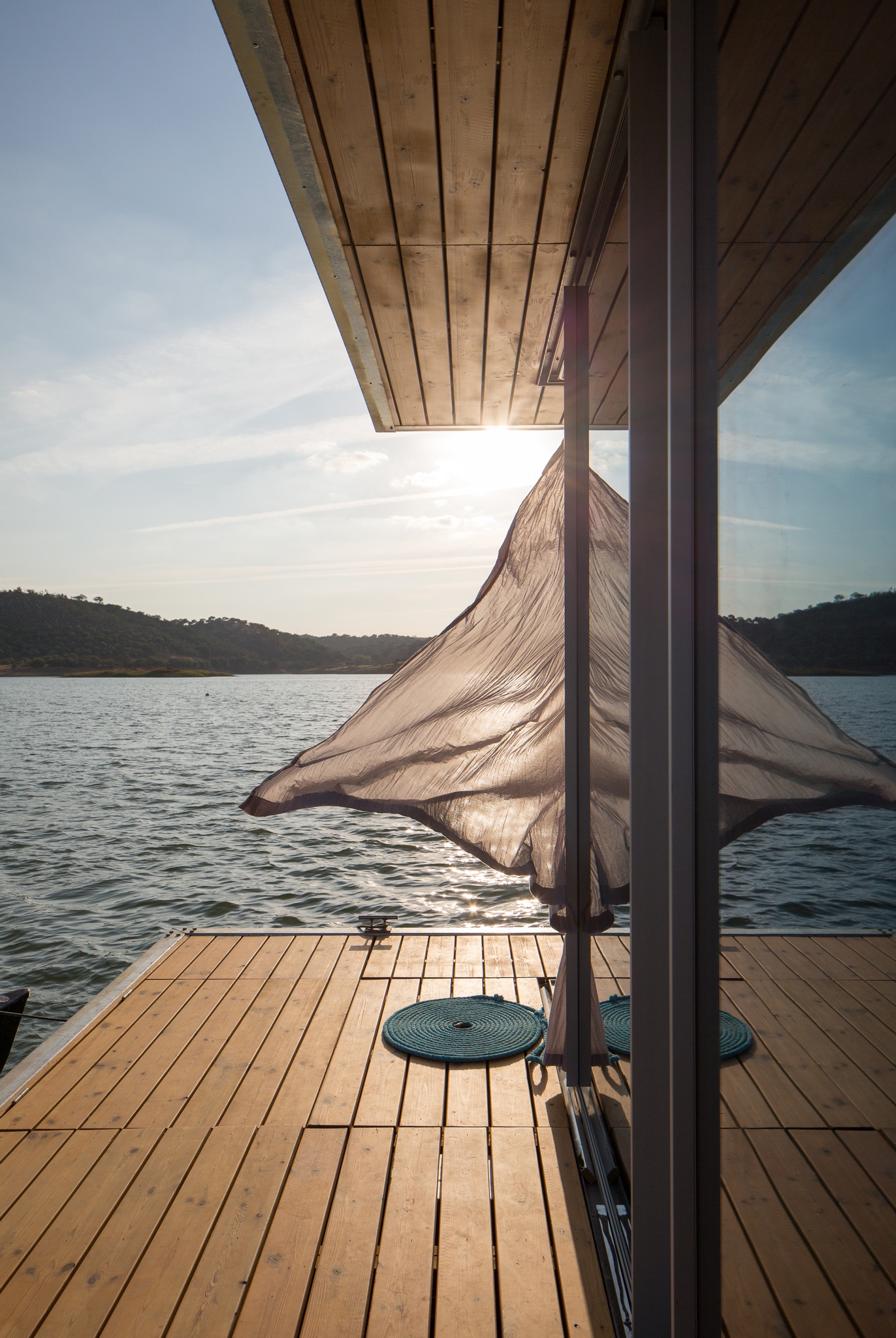 FLOATWING ® - Floating House - Architizer