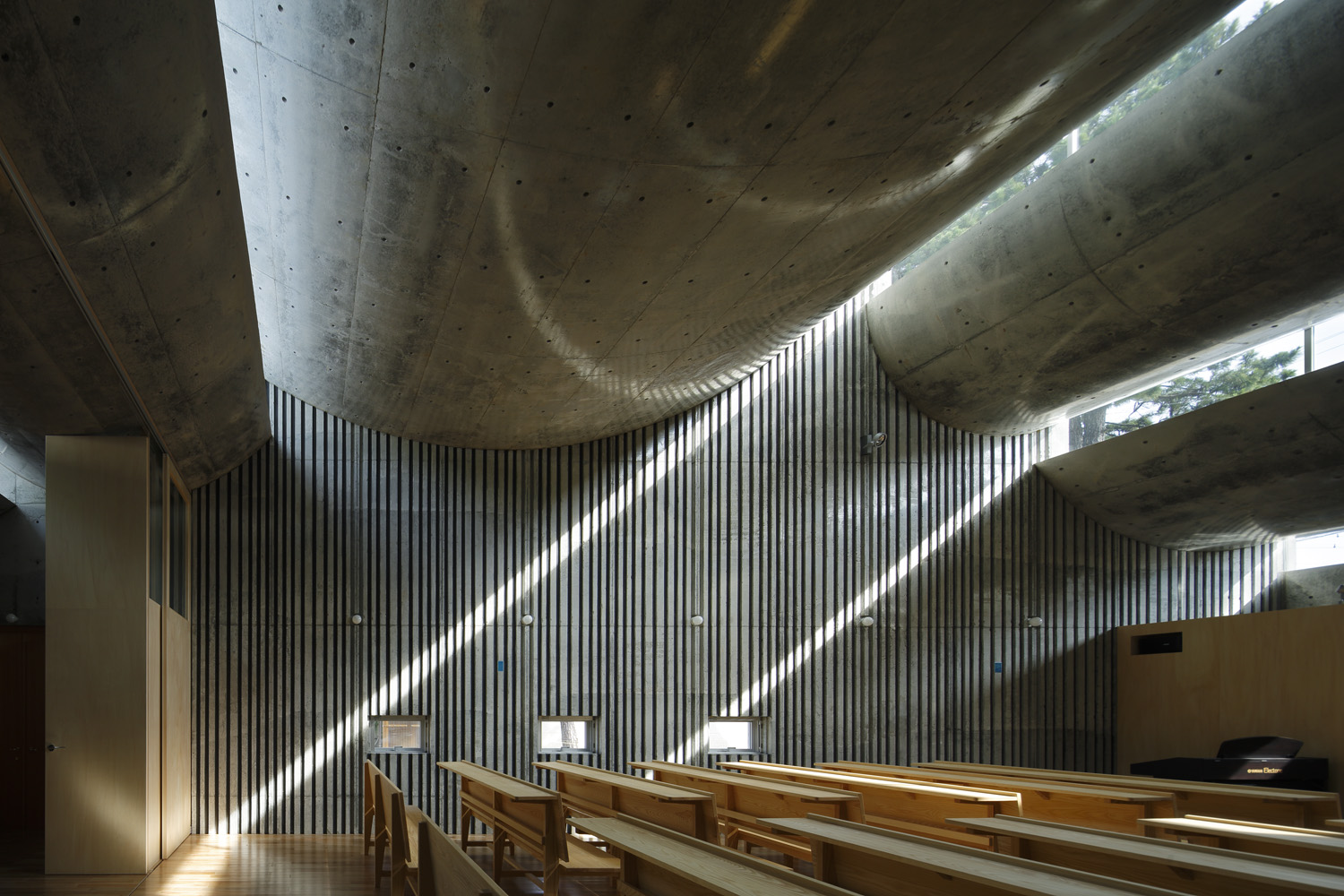 Shonan Christ Church by Takeshi Hosaka architects - Architizer