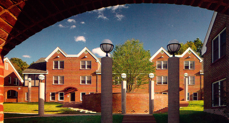 Quinnipiac University, Dormitory Village by Centerbrook Architects ...