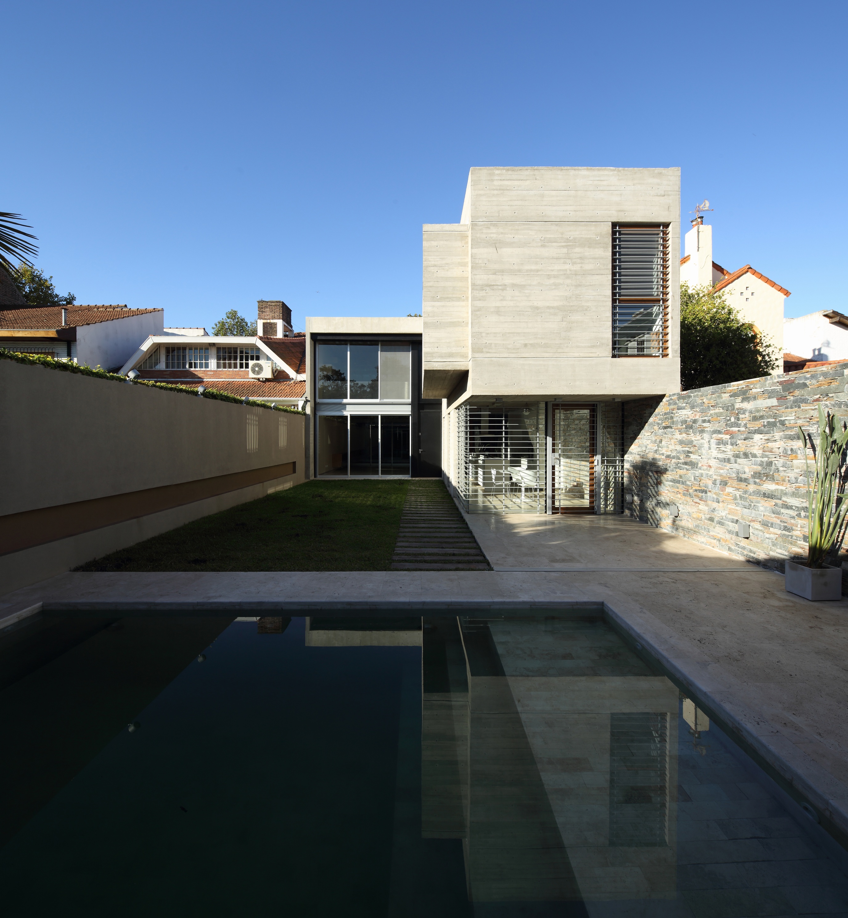 Beiró House by Proyecto C Arquitectos - Architizer