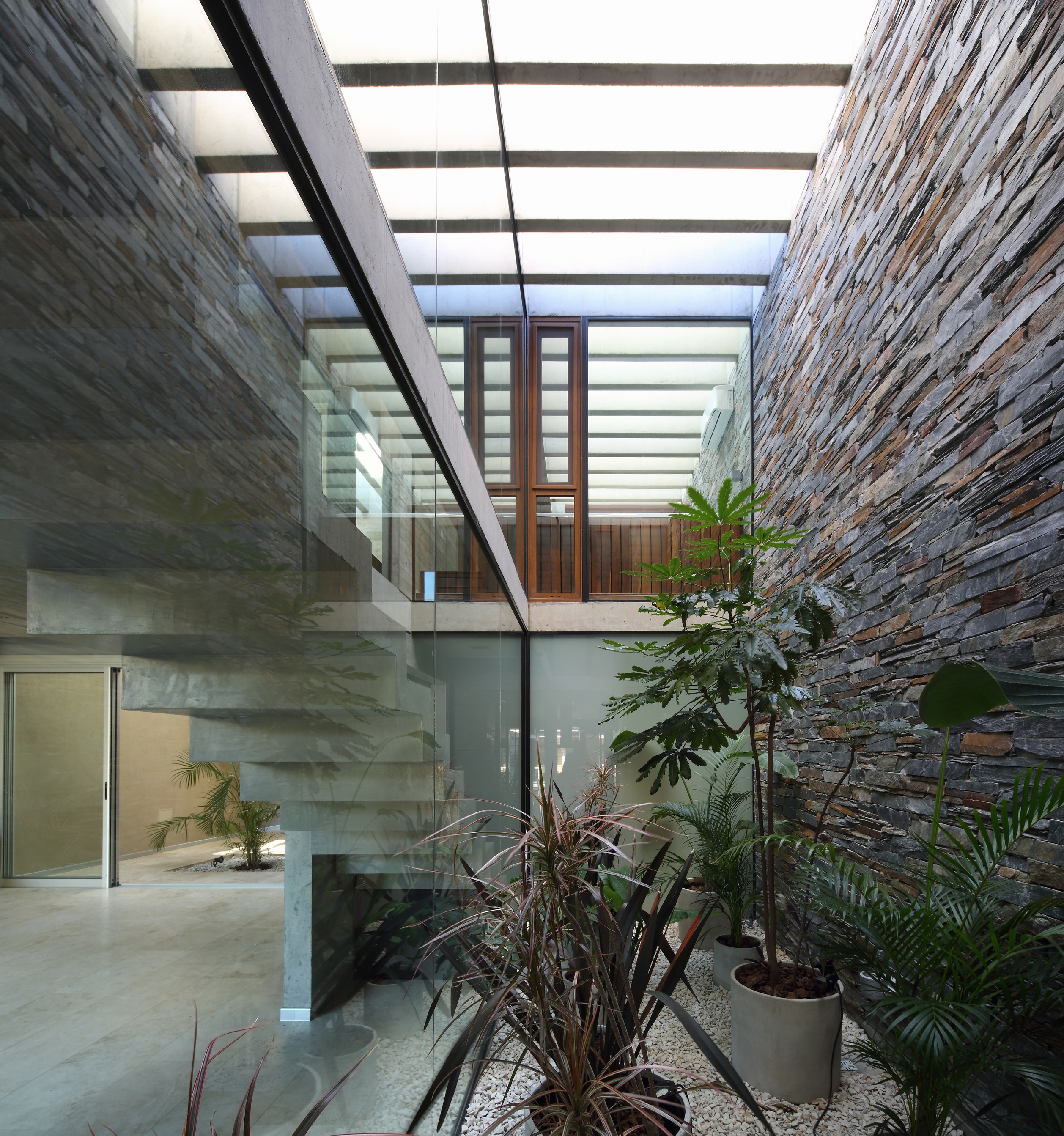 Beiró House by Proyecto C Arquitectos - Architizer