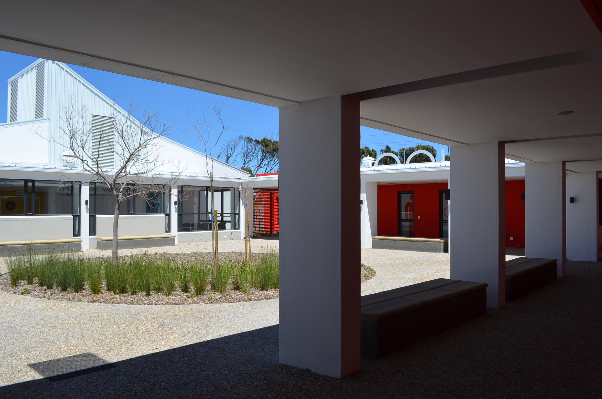 Idea 1702112: Du Noon Community Health Centre by Martin Kruger ...