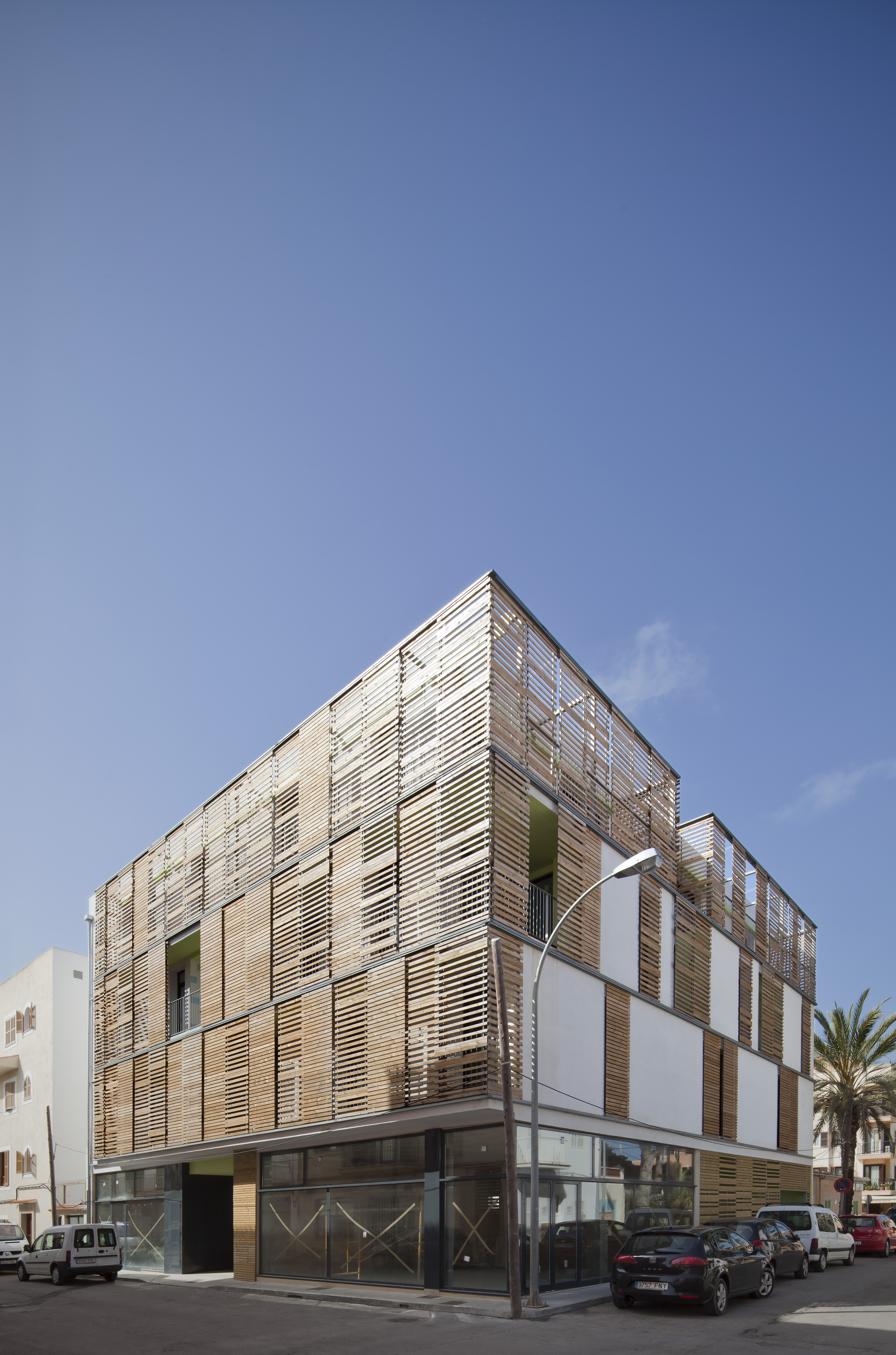 CELOSÍA - Latticework building by Juana Canet Arquitectos - Architizer