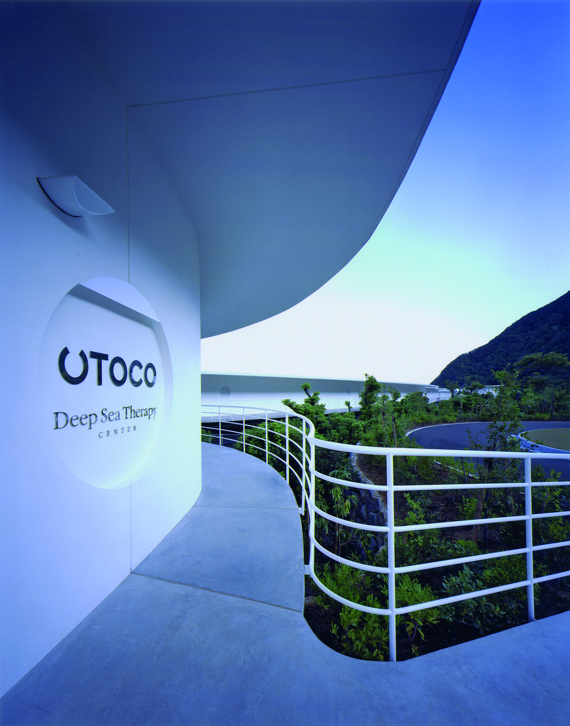Utoco Hotel and Thalasso Therapie Center by Ciel Rouge Creation ...