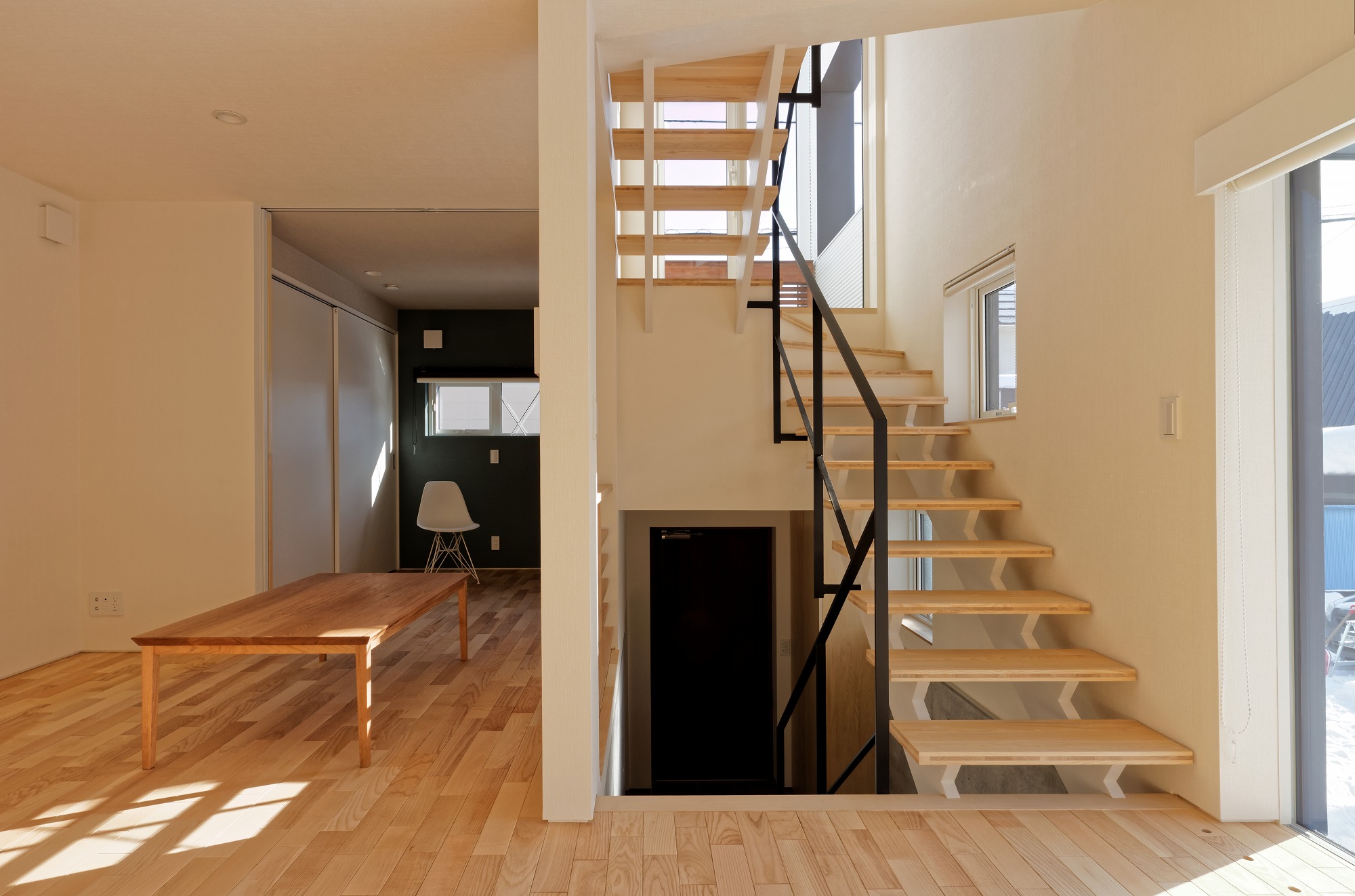 House with Connecting Steps by Yosuke Tomiya Architectural Design ...