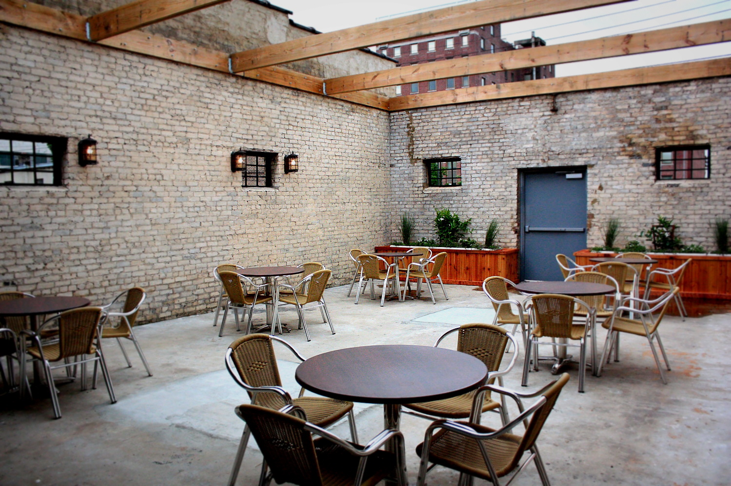 Rogue Tavern by Black Design Architecture - Architizer