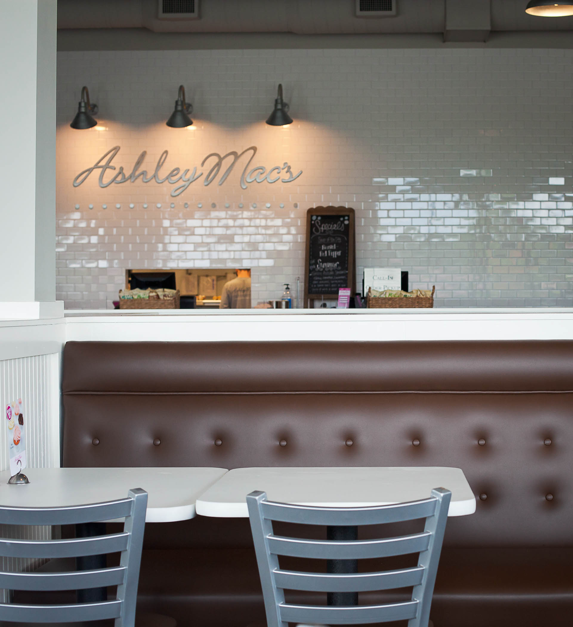 Ashley Mac's by Black Design Architecture - Architizer