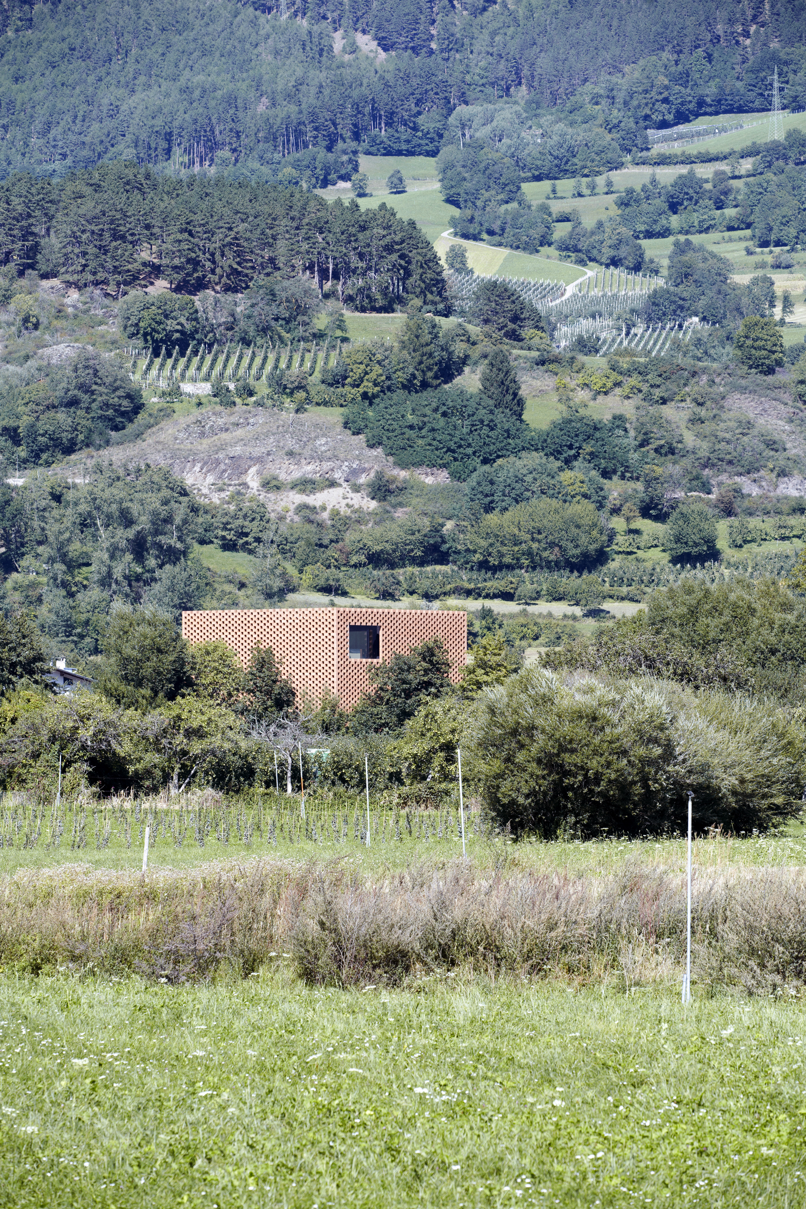 Puni Distillery by Werner Tscholl. Architekt - Architizer