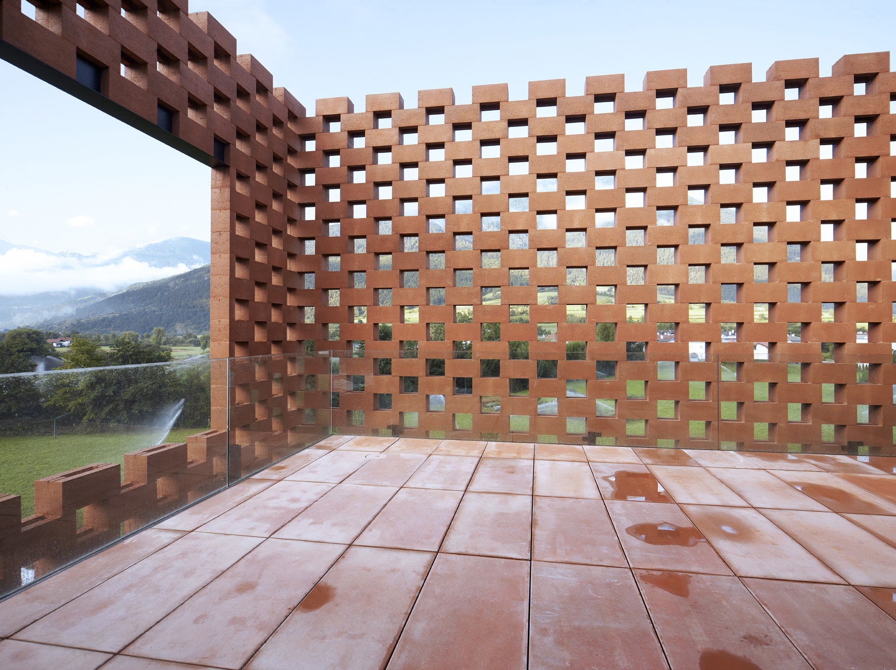 Puni Distillery by Werner Tscholl. Architekt - Architizer